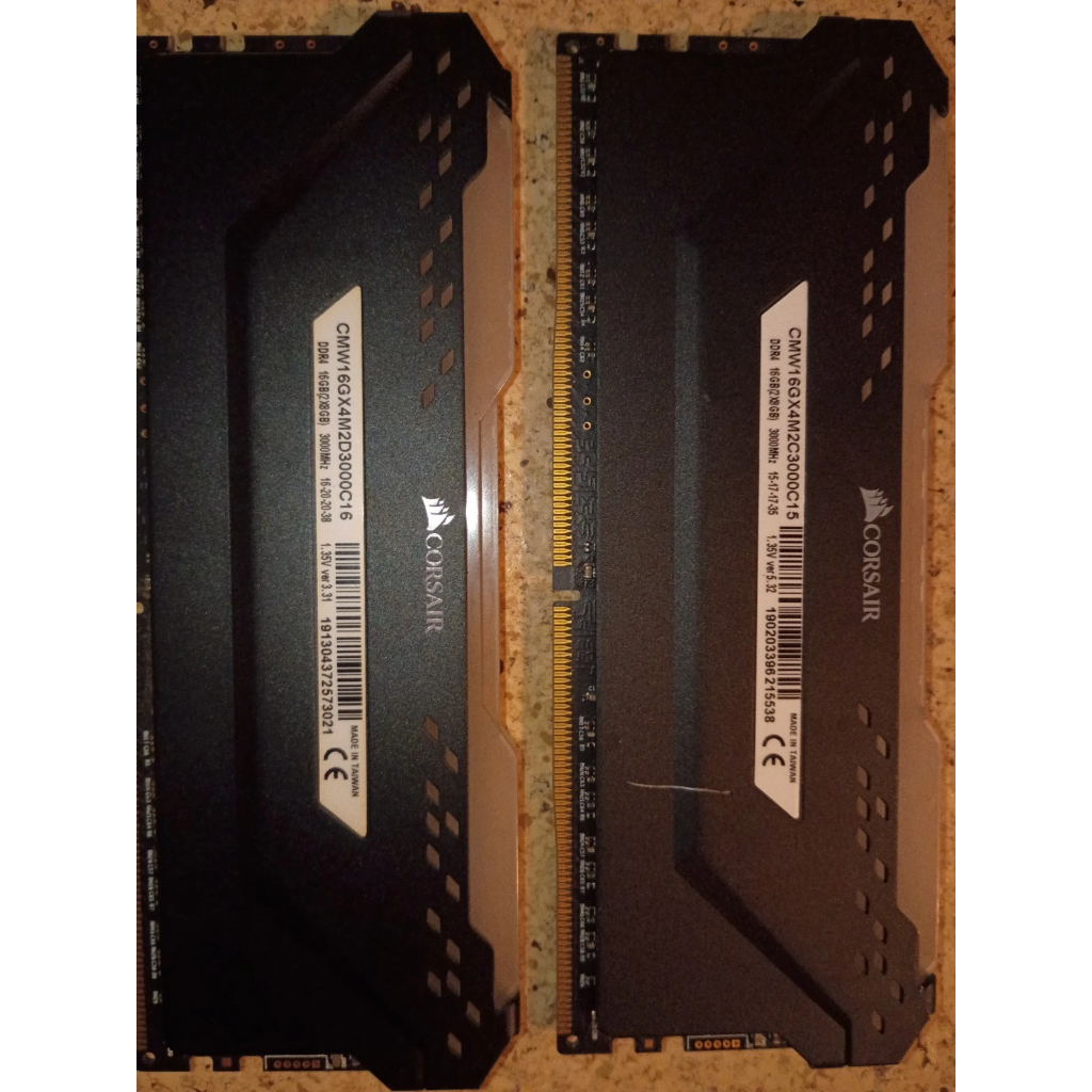RAM DDR4 CORSAIR RGB 8GB X2 (16GB) BUS 3000/3200 CÓ LED | Shopee Việt Nam