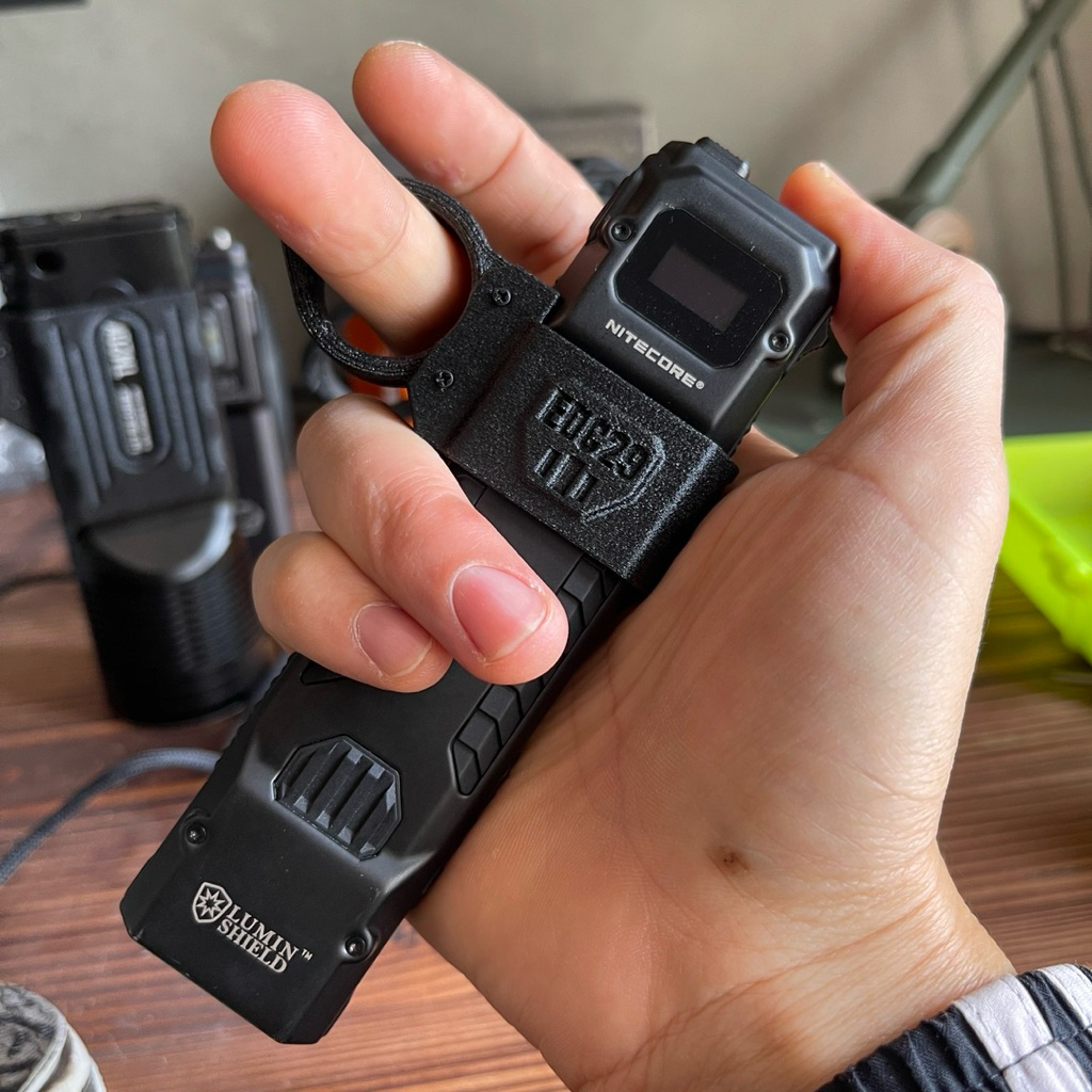 TACTICAL RING Nhẫn Đèn Pin Chiến Thuật NITECORE EDC29 | Shopee Việt Nam
