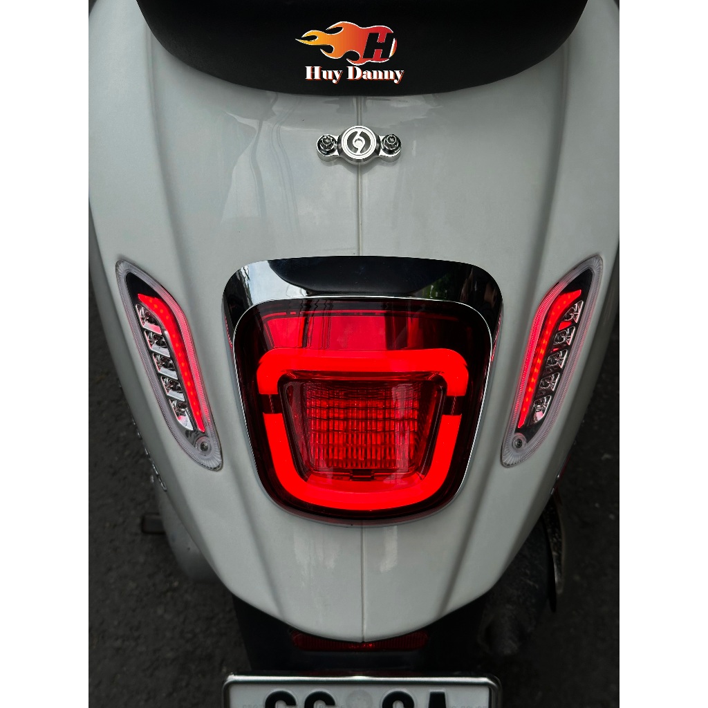 Viền đèn hậu Sprint Tech 2025 chính hãng Piaggio | Shopee Việt Nam