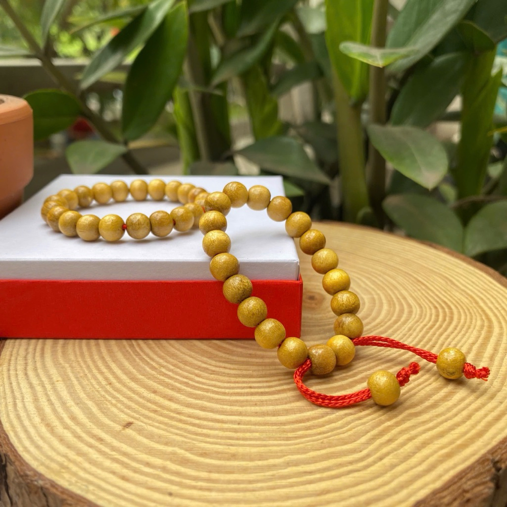 Vòng Dâu Tằm Sơ Sinh Chính Hãng – Dâu Lâu Năm 6mm, Bảo Vệ Bé Khỏi Vía ...