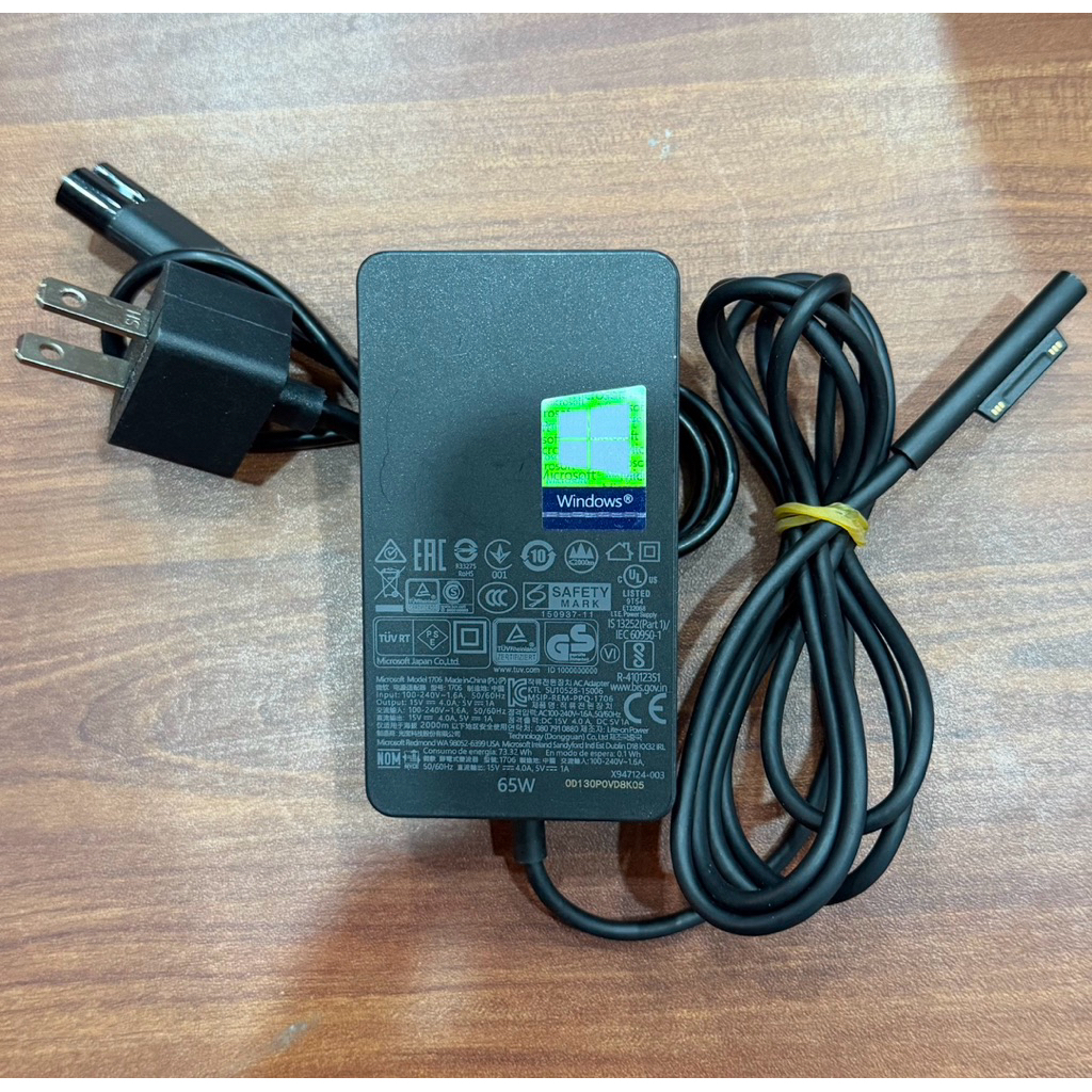 Sạc Surface 65W Zin Bóc Máy Chính Hãng Microsoft – Adapter Sạc Surface ...