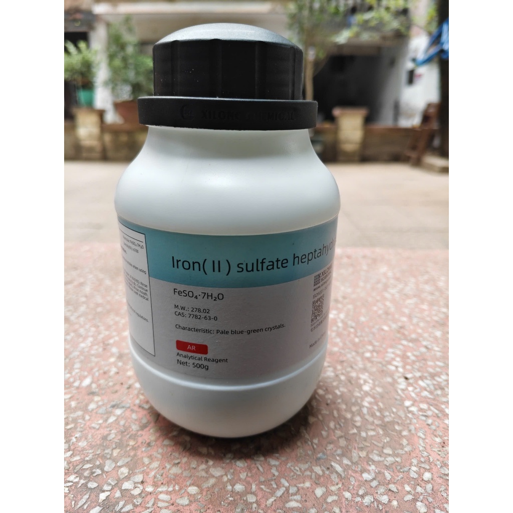 Hóa chất : Iron(II) Sulfate Heptahydrate FeSO4.7H2O 500g - Sắt II ...