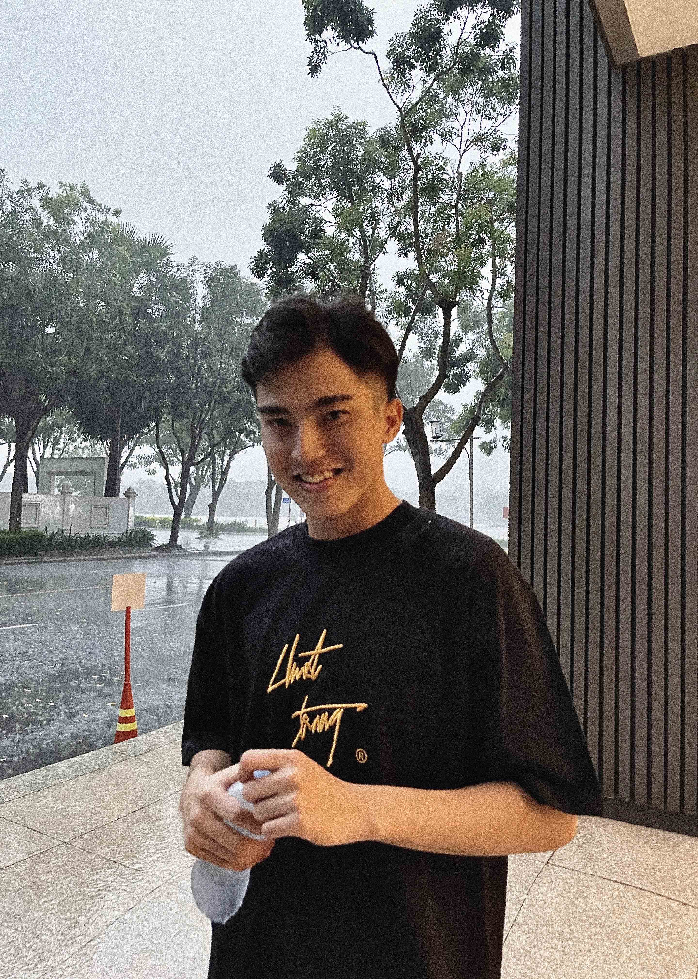 TEE CREW - ÁO THUN Logo Embroidered CHUỘT TRẮNG | Shopee Việt Nam