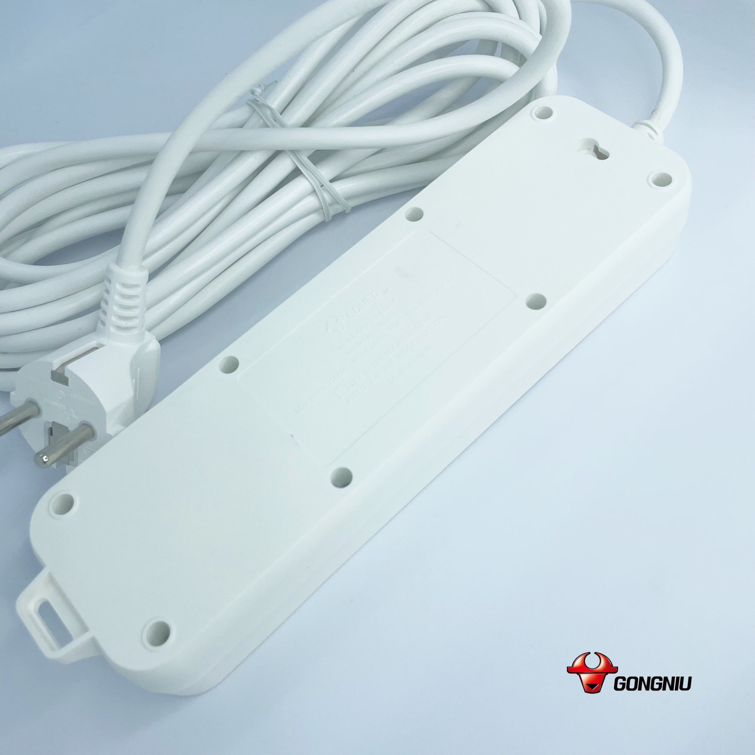 Ổ Cắm Điện Chống Cháy - GONGNIU - 3 Ổ 1 Công Tắc - 2500W/10A - V1030 - Chính Hãng | Shopee Việt Nam