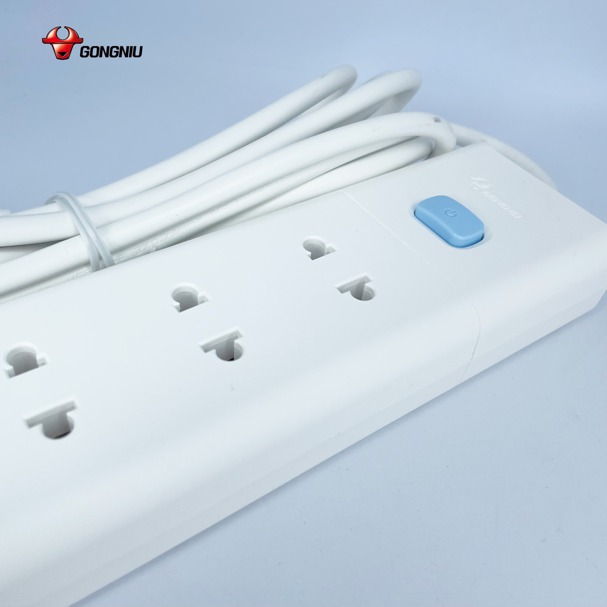 Ổ Cắm Điện Chống Cháy GONGNIU - 4 ổ 1 Công Tắc - 2500W 10A - V1040 - Chính Hãng | Shopee Việt Nam