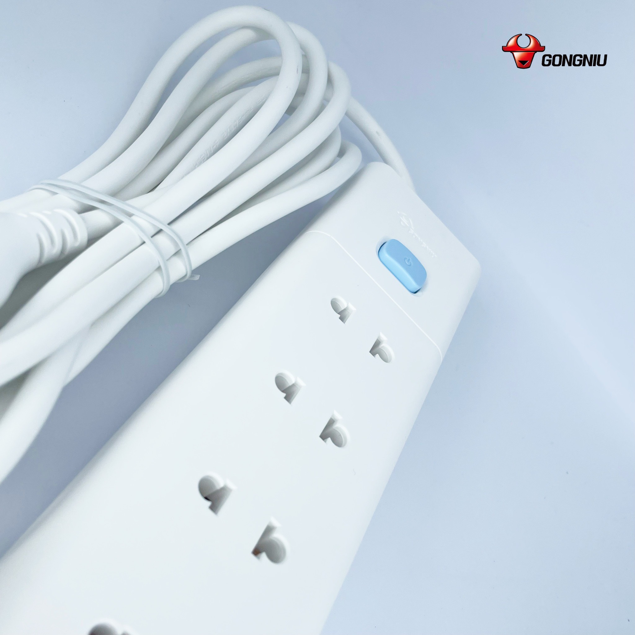 Ổ Cắm Điện Chống Cháy GONGNIU - 4 ổ 1 Công Tắc - 2500W 10A - V1040 - Chính Hãng | Shopee Việt Nam