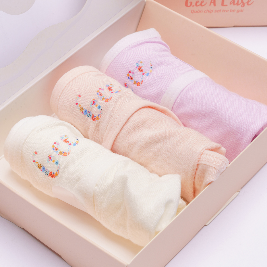 Set 3 quần lót cho bé gái Gee, quần chip tam giác sợi tre, có size cho ...