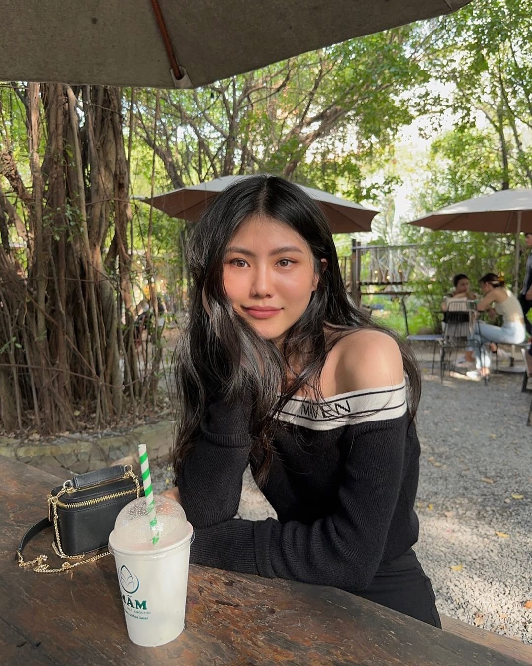 MAVEN - Áo len dệt kim sợi Hàn Quốc trễ vai Rae Top | Shopee Việt Nam