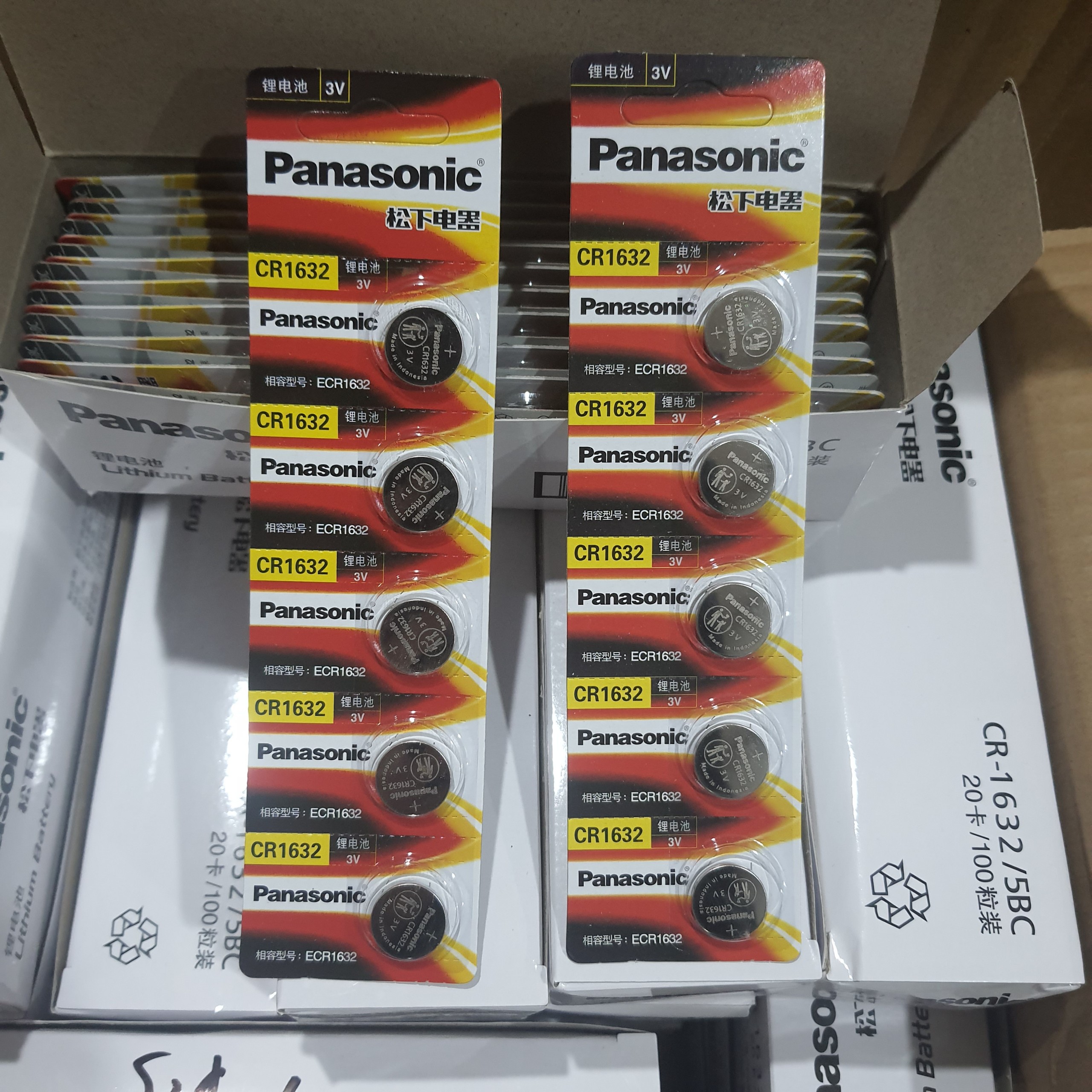 Vỉ 5 pin lithium 3V CR1632 Panasonic dùng cho cảm biến áp suất lốp ...