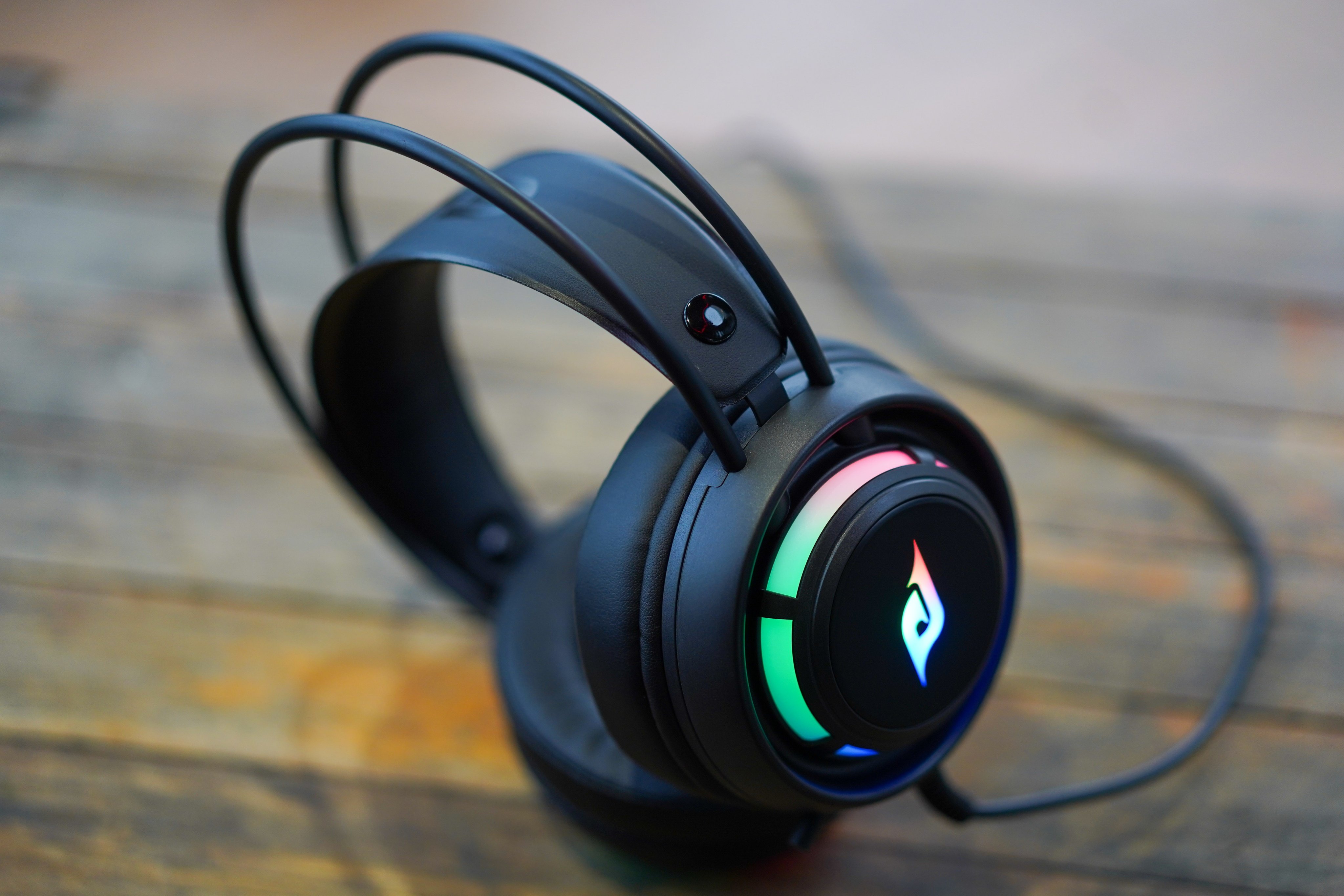 Tai nghe gaming EDRA EH404 LED RGB - Mic ngắn (Kết nối cổng USB ...