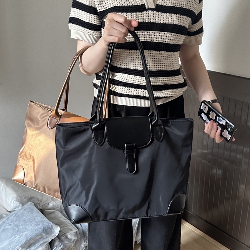 [ Tặng Kèm Charm ] Ameri あめり Tote Bag - Tote Vải Dù Phối Da Ameri ( Ouithebrand ) | Shopee Việt Nam