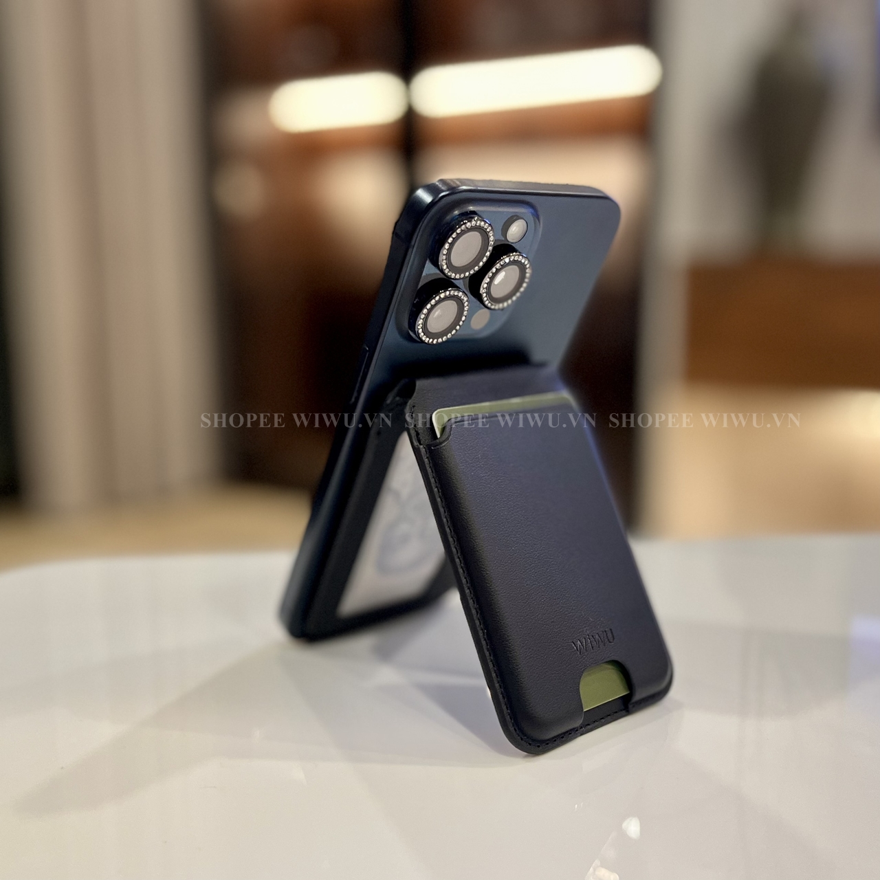 WIWU Mag Wallet Pro - Ví da đựng thẻ nam châm hút từ tính , tích hợp ...