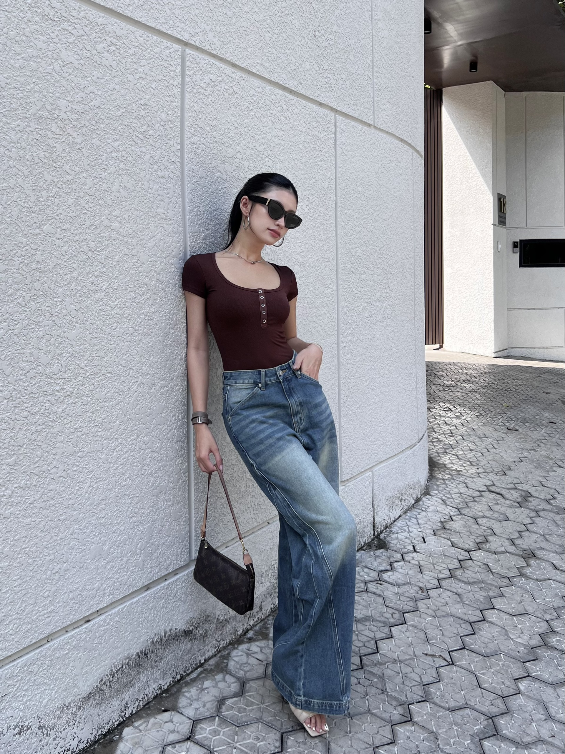 Quần Vicky Jean vải denim cotton ống ông phối gân xéo - By WHATTOWEAR | Shopee Việt Nam
