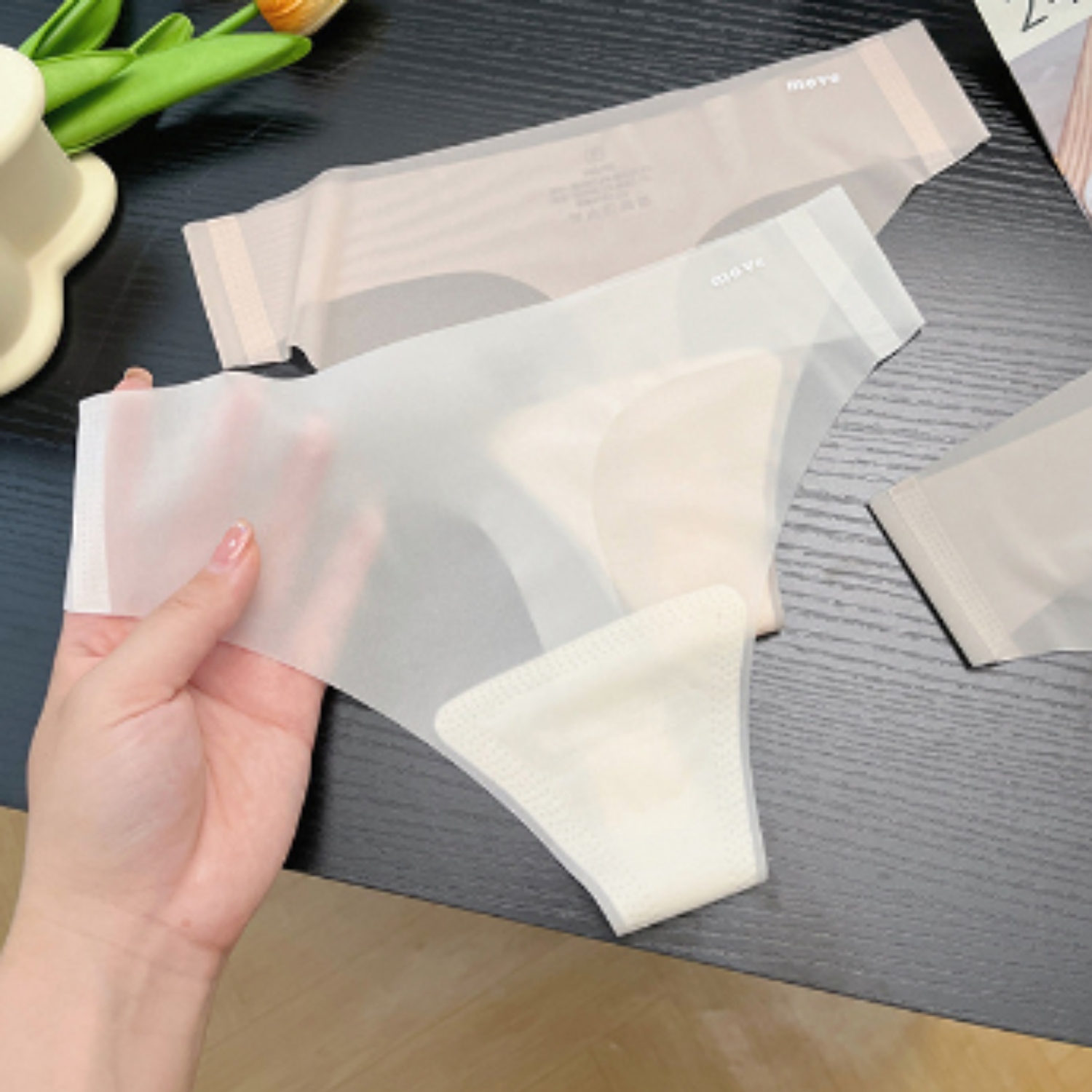 Quần Lọt Khe Nữ Trong Suốt Viền Ép, Quần Chip Nữ Tam Giác Liền Mạch Có ...