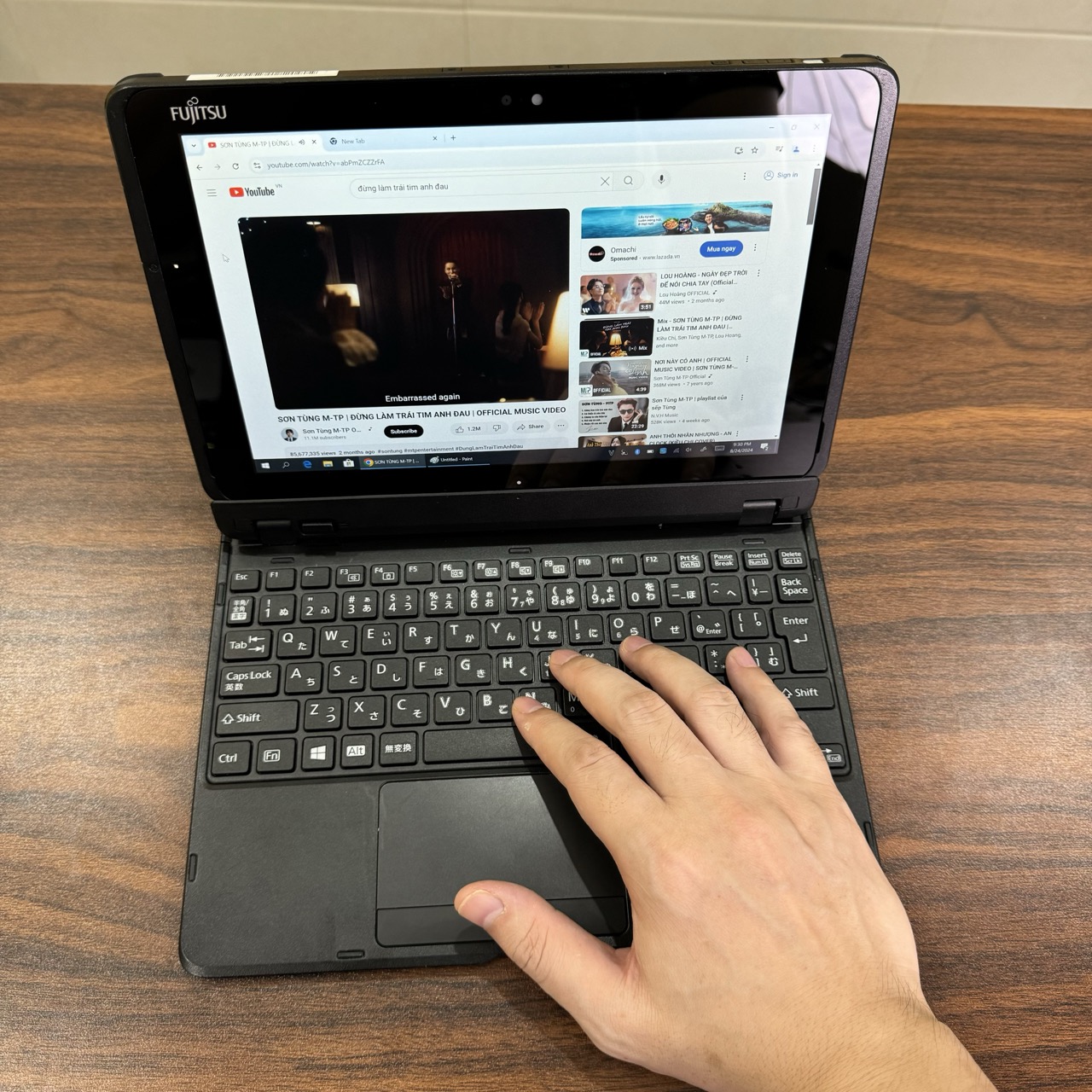 Máy tính bảng Fujitsu ARROWS Tab Q508 kèm Phím và bút - Window10 intel ...