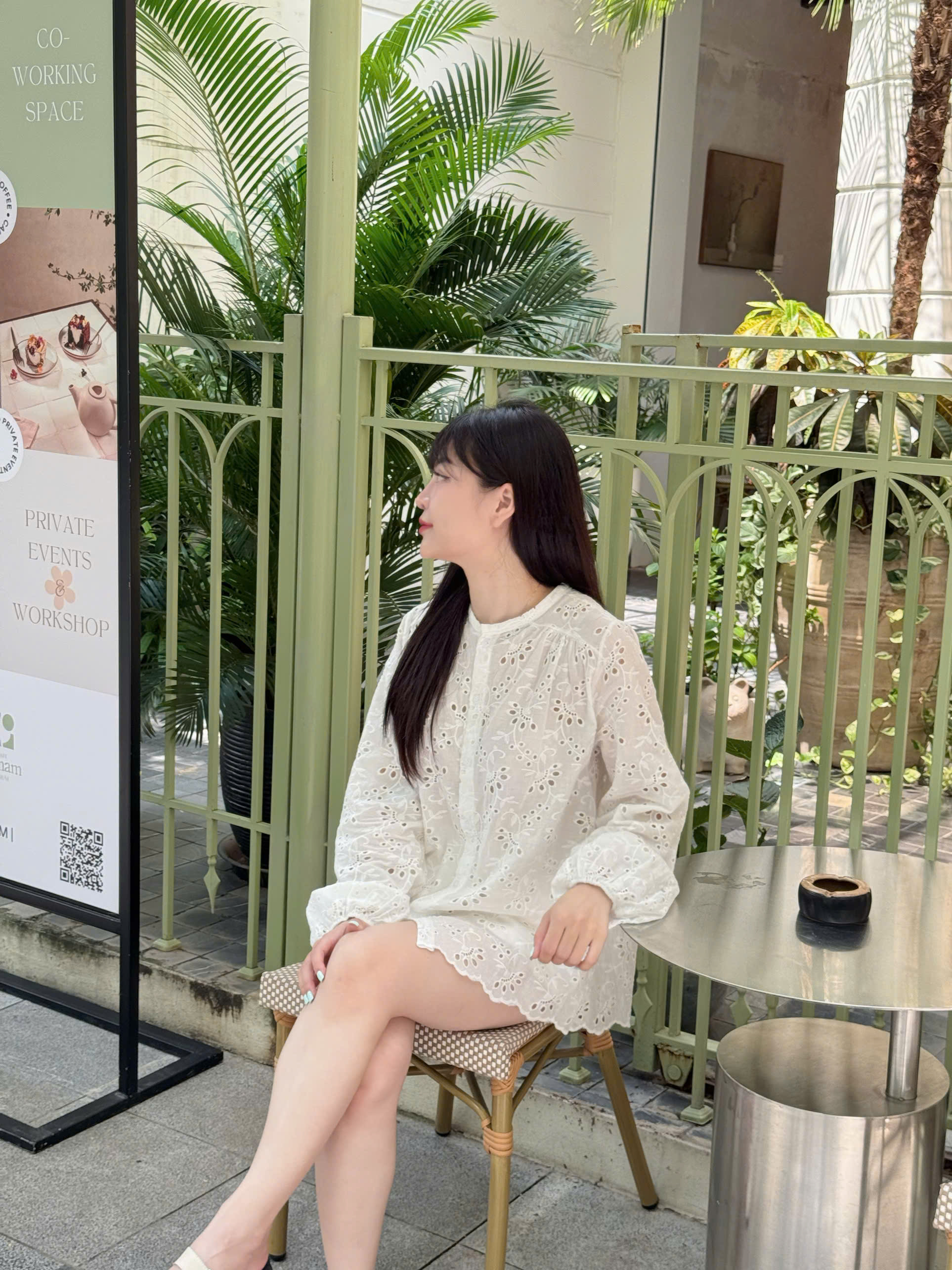 Áo sơ mi trắng dài tay, áo sơ mi ren hoa nổi vintage by Cimie Closet | Shopee Việt Nam