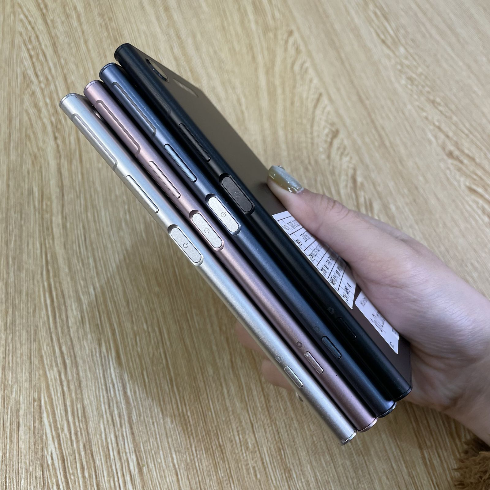 Điện thoại Sony XZ1 bản Lock Sim Snap 835 4G 64G - Dùng chơi game, làm máy nghe nhạc xem phim ...