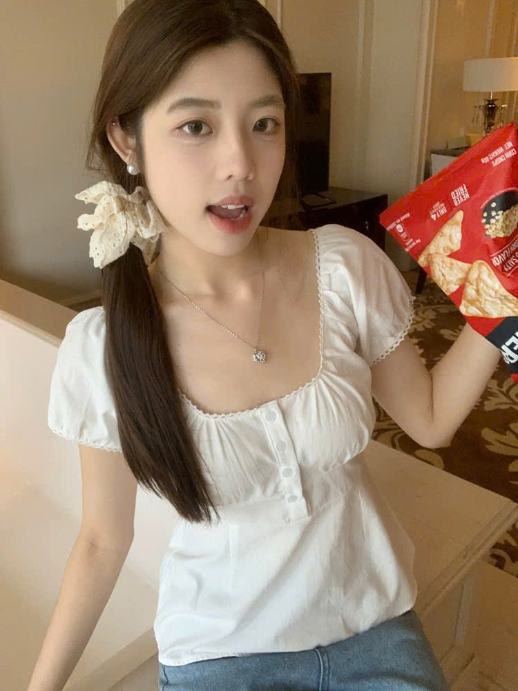 Áo Kiểu Nữ Dáng Suông Tay Bồng Phối Cúc Mùa Hè Kimee - KA524 | Shopee ...