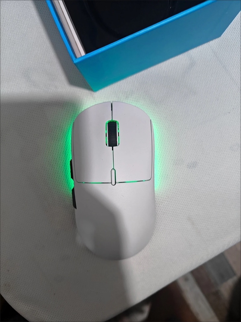 Chuột không dây Gaming HongMu GSE | PAW3104DB | 3 mode kết nối | Có App | Led RGB | DPI 800 ...