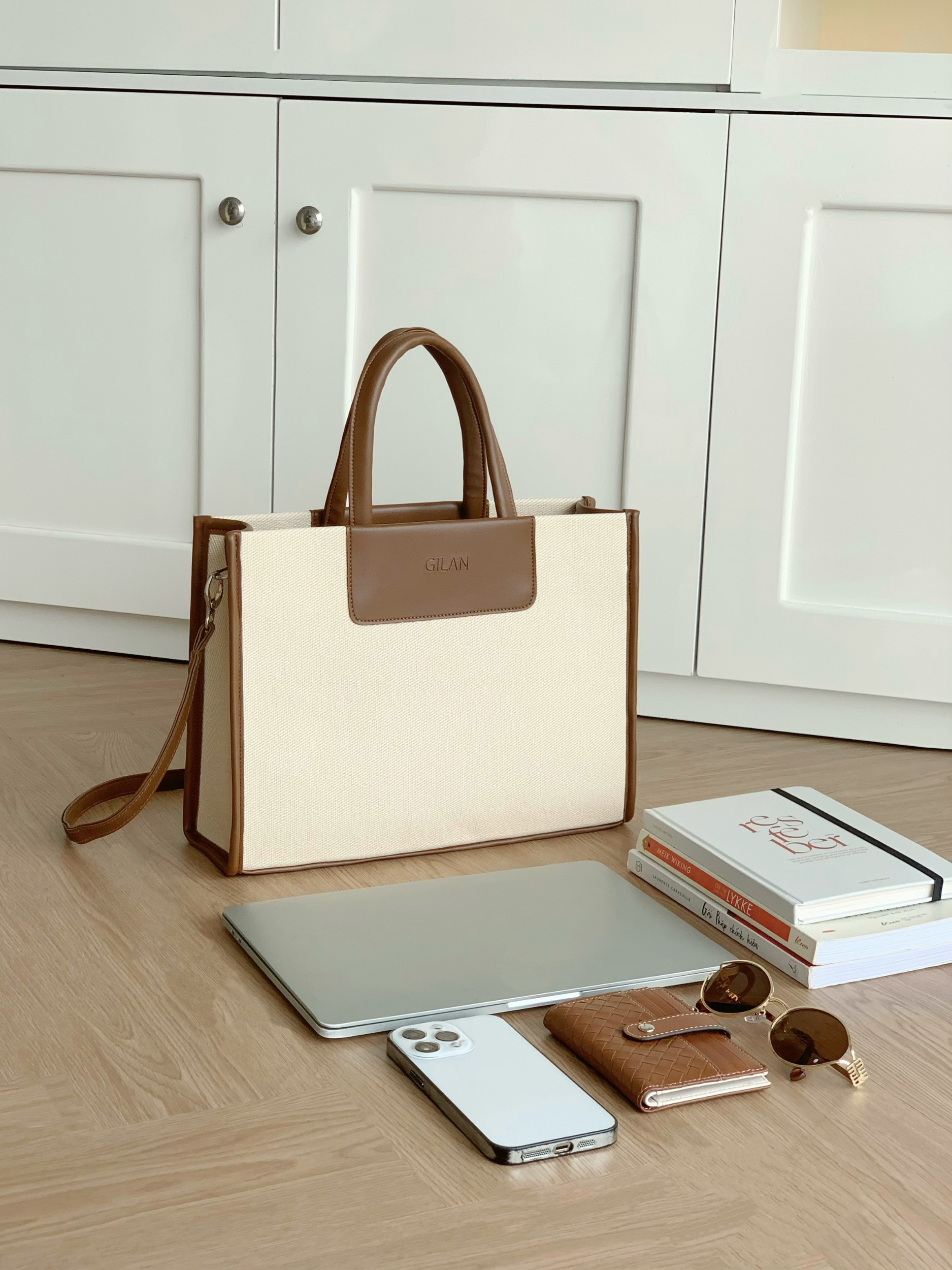 Size vừa Laptop, A4 - Túi xách tote nữ GILAN Maily bag | Shopee Việt Nam