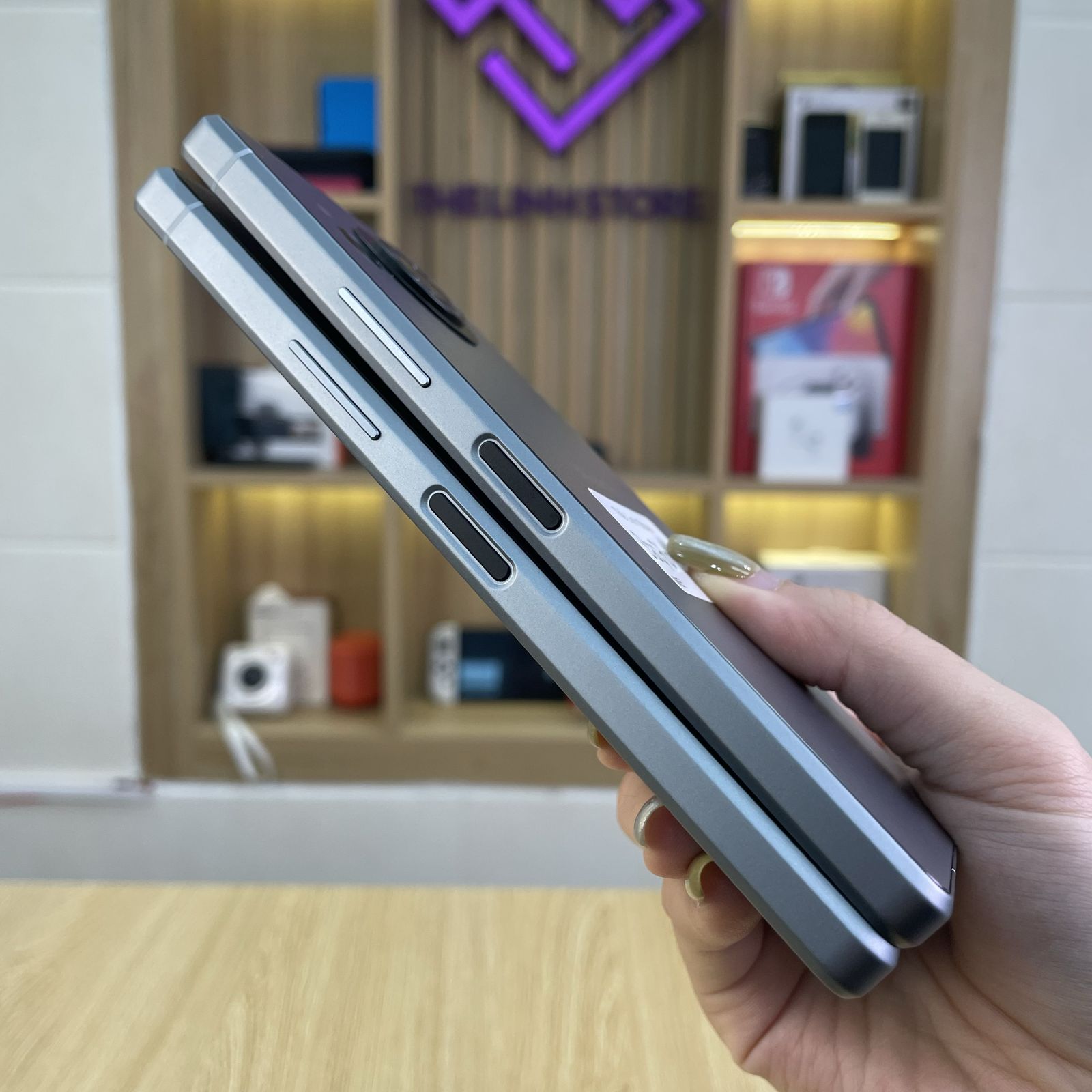 Điện thoại Sharp Aquos R8 - Snapdragon 8 Gen 2 Màn Pro IGZO OLED 240Hz ...