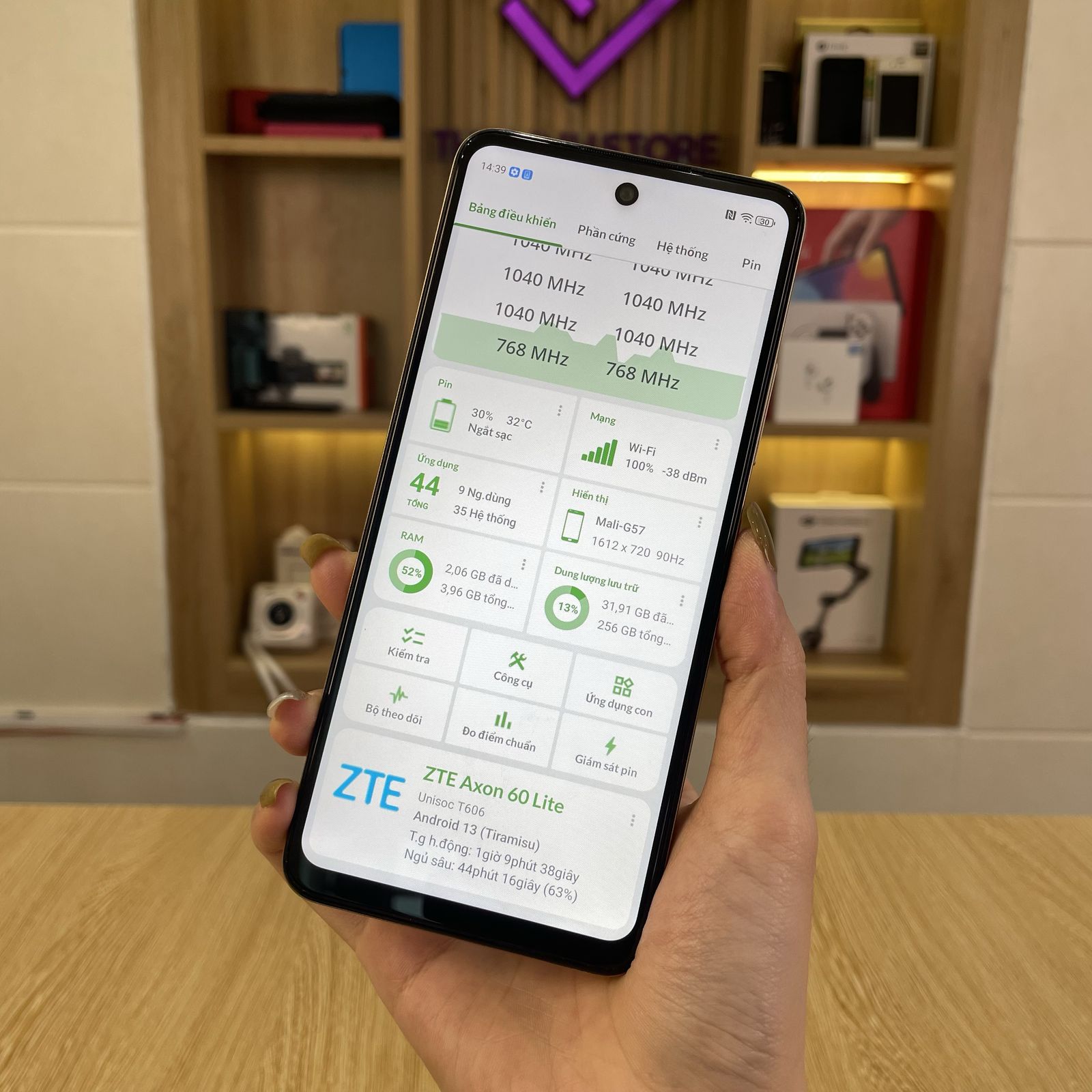 Điện thoại ZTE Blade V60 Z2350 ram 4G 256G - Unisoc T606 màn 90Hz ...