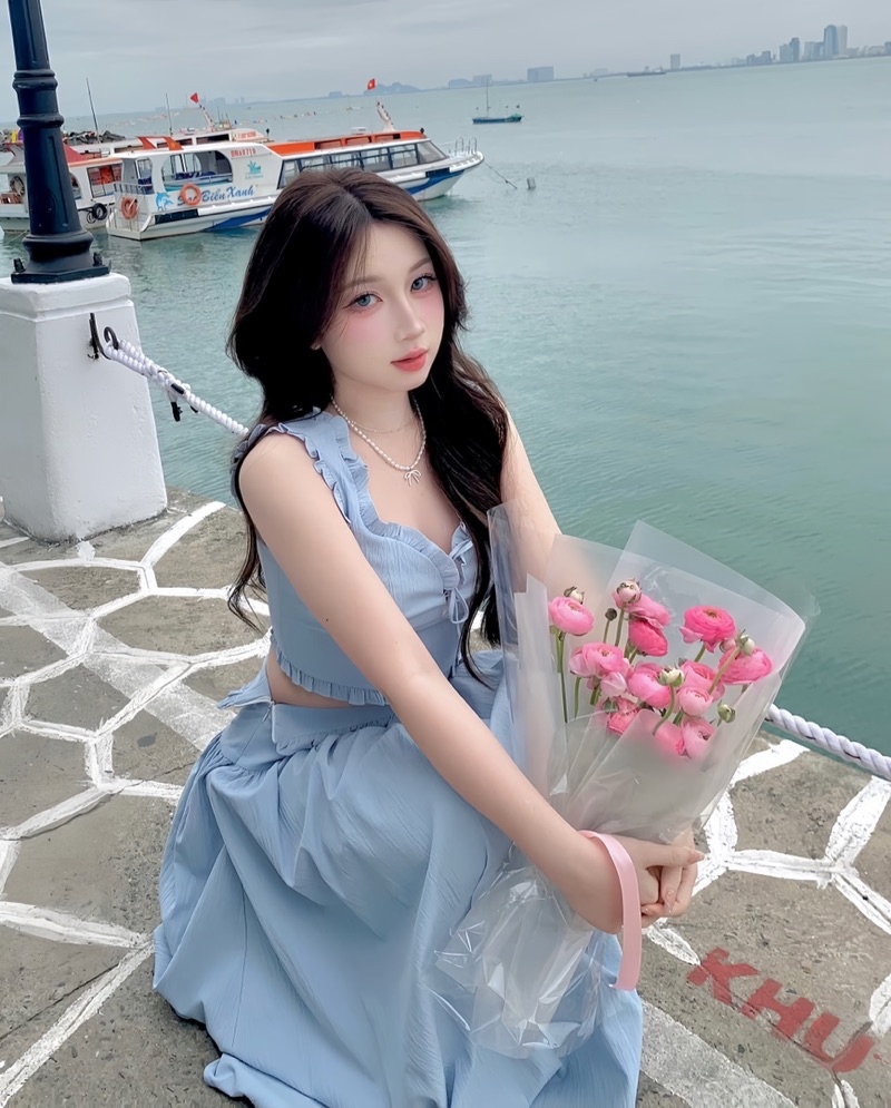 Sét Váy Maxi Xẻ Tà Gồm Áo 2 Dây Croptop Đan Dây + Chân Váy Maxi Xẻ Vạt Kèm Quần Trong (MX7 ...