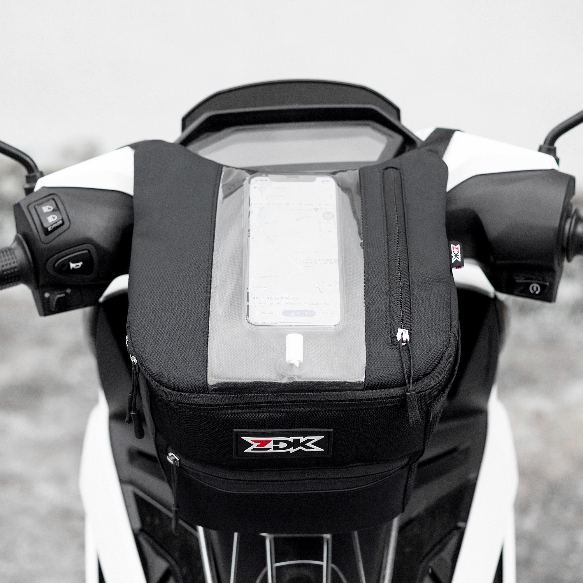 ZDK Túi Treo Đầu Xe Máy Phiên Bản Cao Cấp Có Luồn Sạc, Đựng Đồ Đi Phượt, Chạy Grab, Ship Hàng ...
