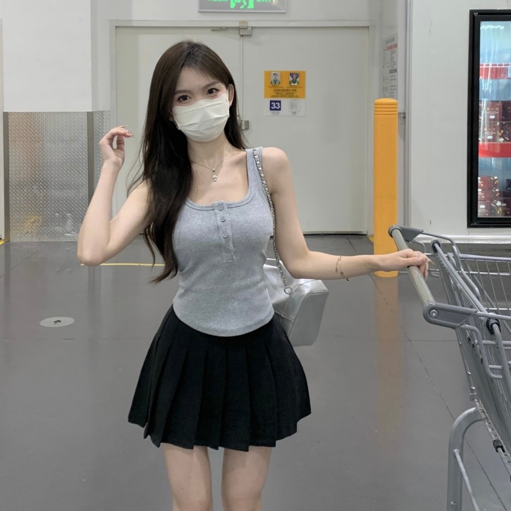 Áo Ba Lỗ Nữ Khuy Cài Kèm Mút Ngực HARIQUEEN - Áo Croptop 2 Dây Bản To Kiểu Dáng Trẻ Trung ...