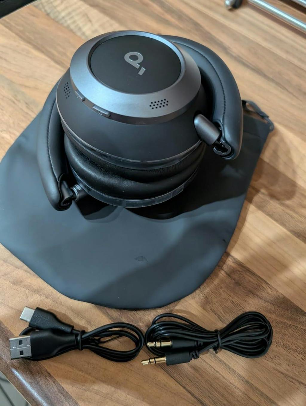 Tai nghe bluetooth Anker Soundcore Space One Pro A3062, chống ồn chủ động ANC, pin 60h, 6 micro ...