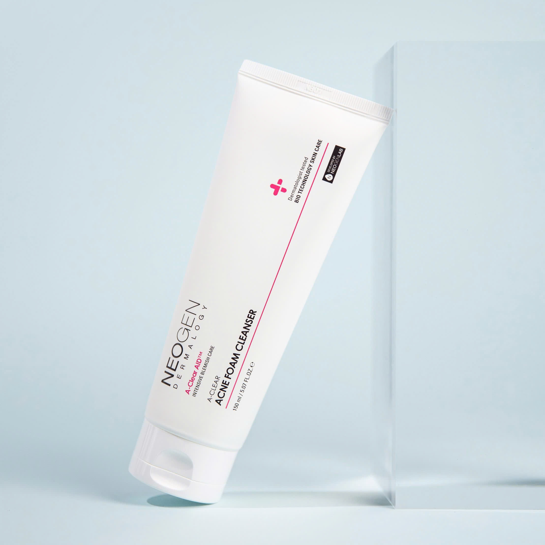 Sữa rửa mặt Neogen Dermalogy A-Clear Acne Foam Cleanser 150ml | Shopee ...