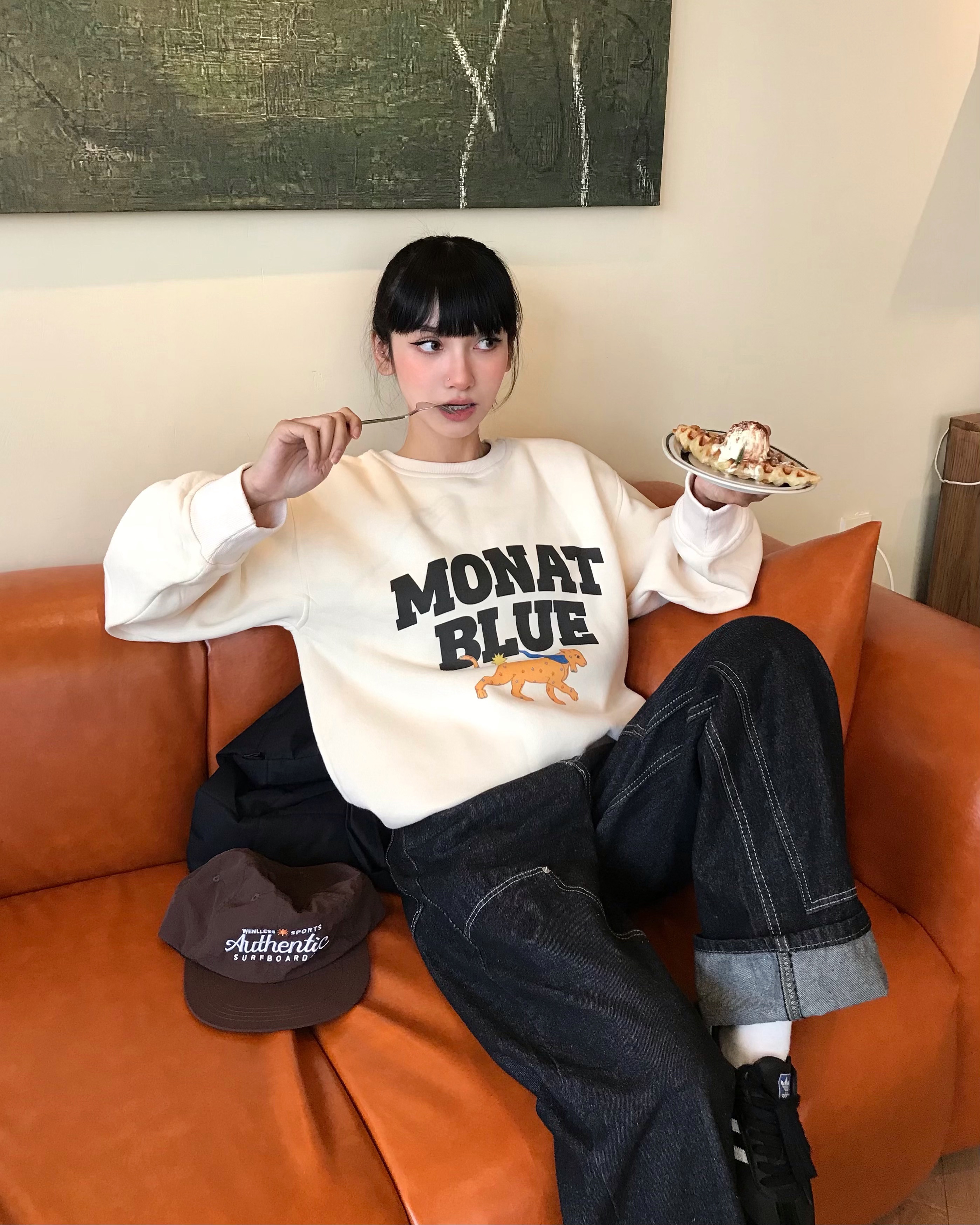 MONAT BLUE Animal Cream - Áo Sweater nỉ unisex | Shopee Việt Nam