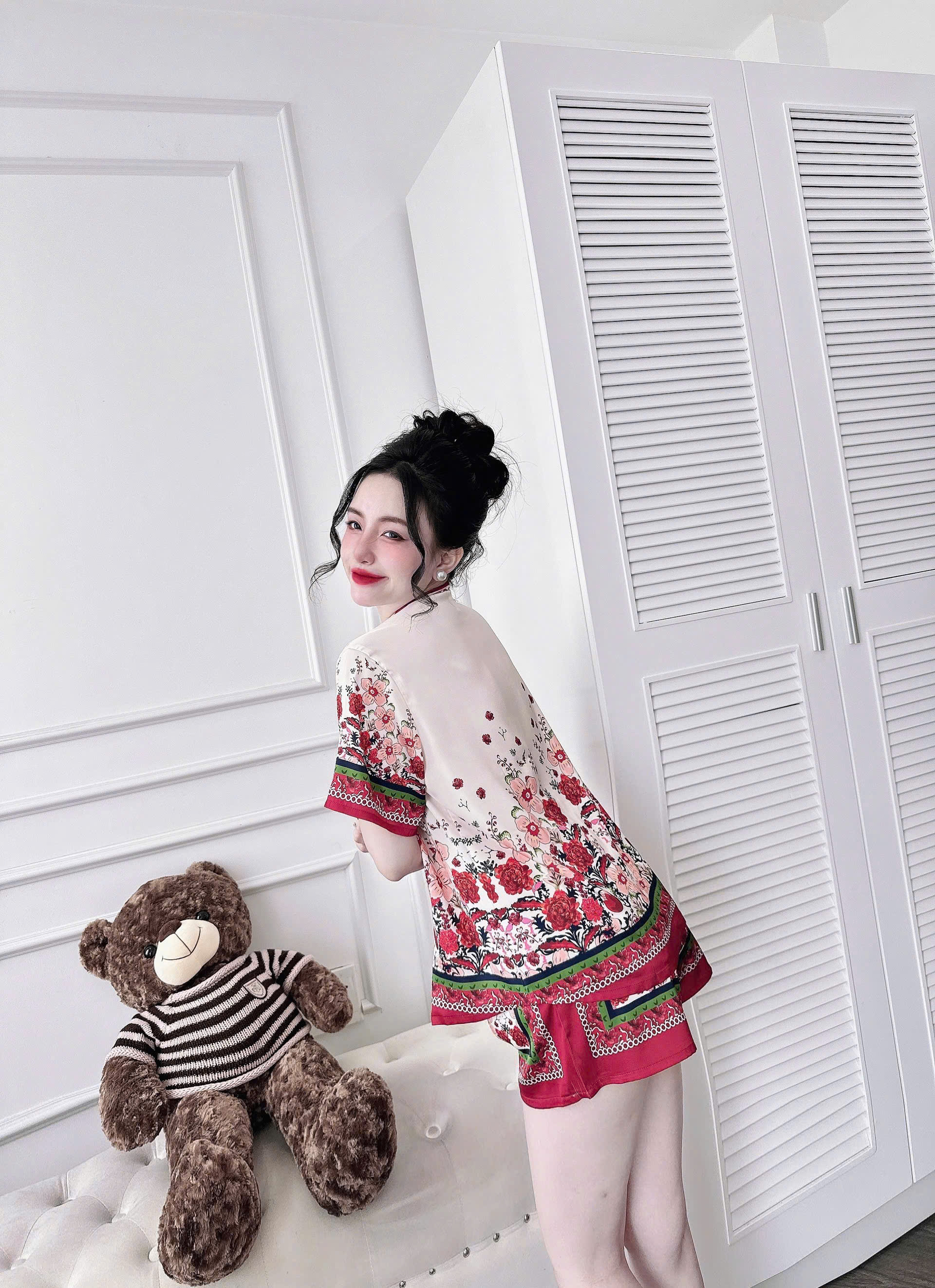 Đồ ngủ nữ Vy Linh chất liệu lụa latin cổ V thoáng mát thấm hút mồ hôi ...