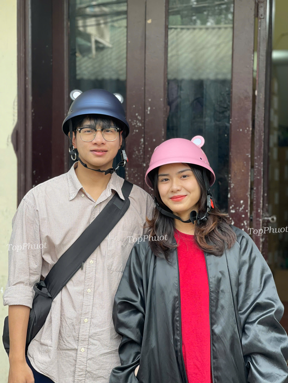 Nón Bảo Hiểm Tai Bèo Vành Tròn Size Người Lớn - Kèm Tai Mèo Và Sticker ...