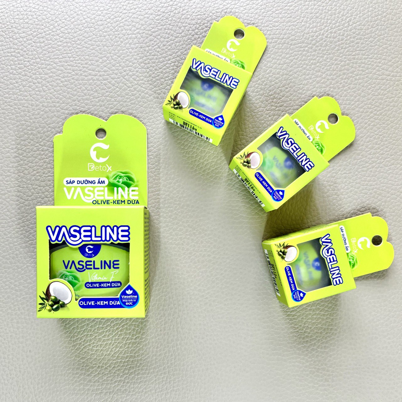 Sáp Dưỡng Môi Nhập Khẩu Đức giúp giữ ẩm, giảm khô nẻ da | Shopee Việt Nam