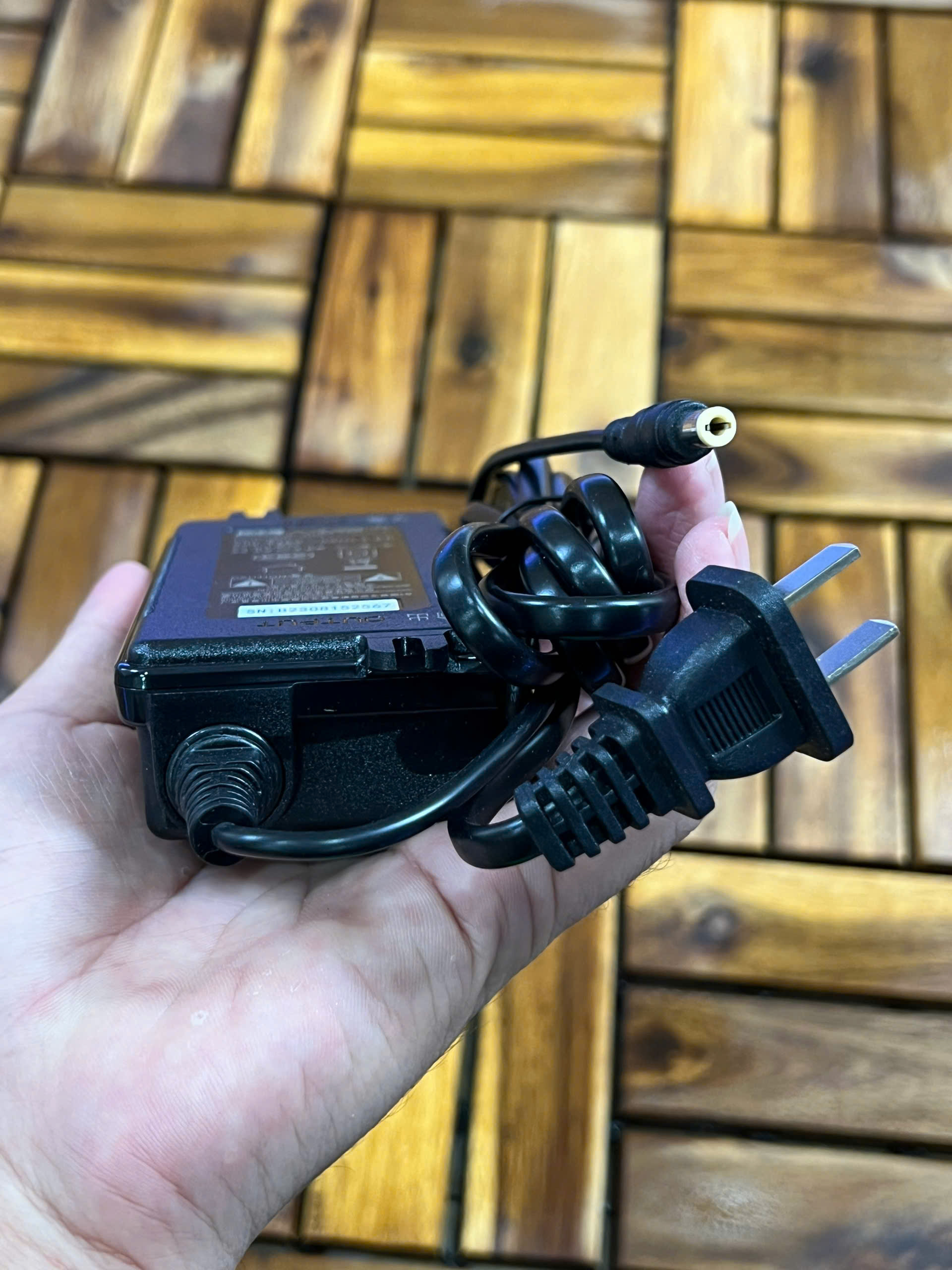 Nguồn adapter DC 24v 3a 72w GVE chính hãng | Shopee Việt Nam