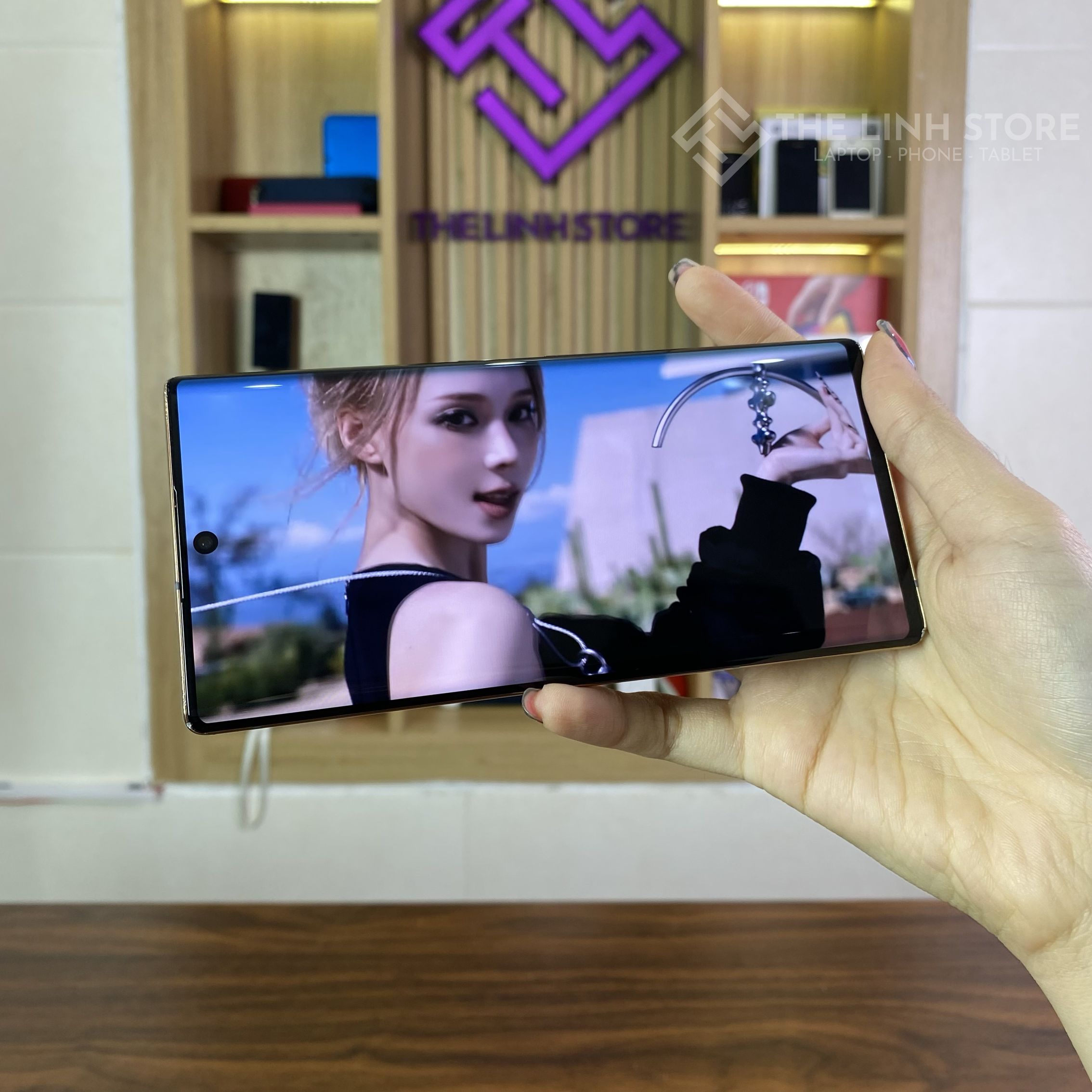 Điện thoại Fujitsu F52A (Arrows NX9) ram 8G 128G - Snadragon 765G màn ...