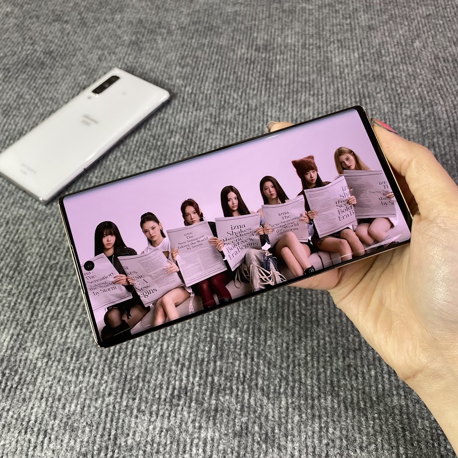 Điện thoại Fujitsu F52A (Arrows NX9) Màn OLED ram 8G+128G - Chip Snap ...