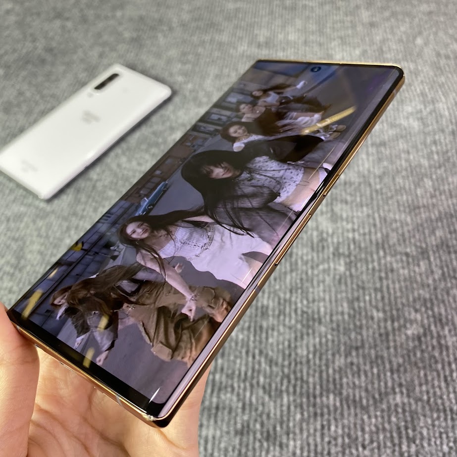 Điện thoại Fujitsu F52A (Arrows NX9) Màn OLED ram 8G+128G - Chip Snap ...