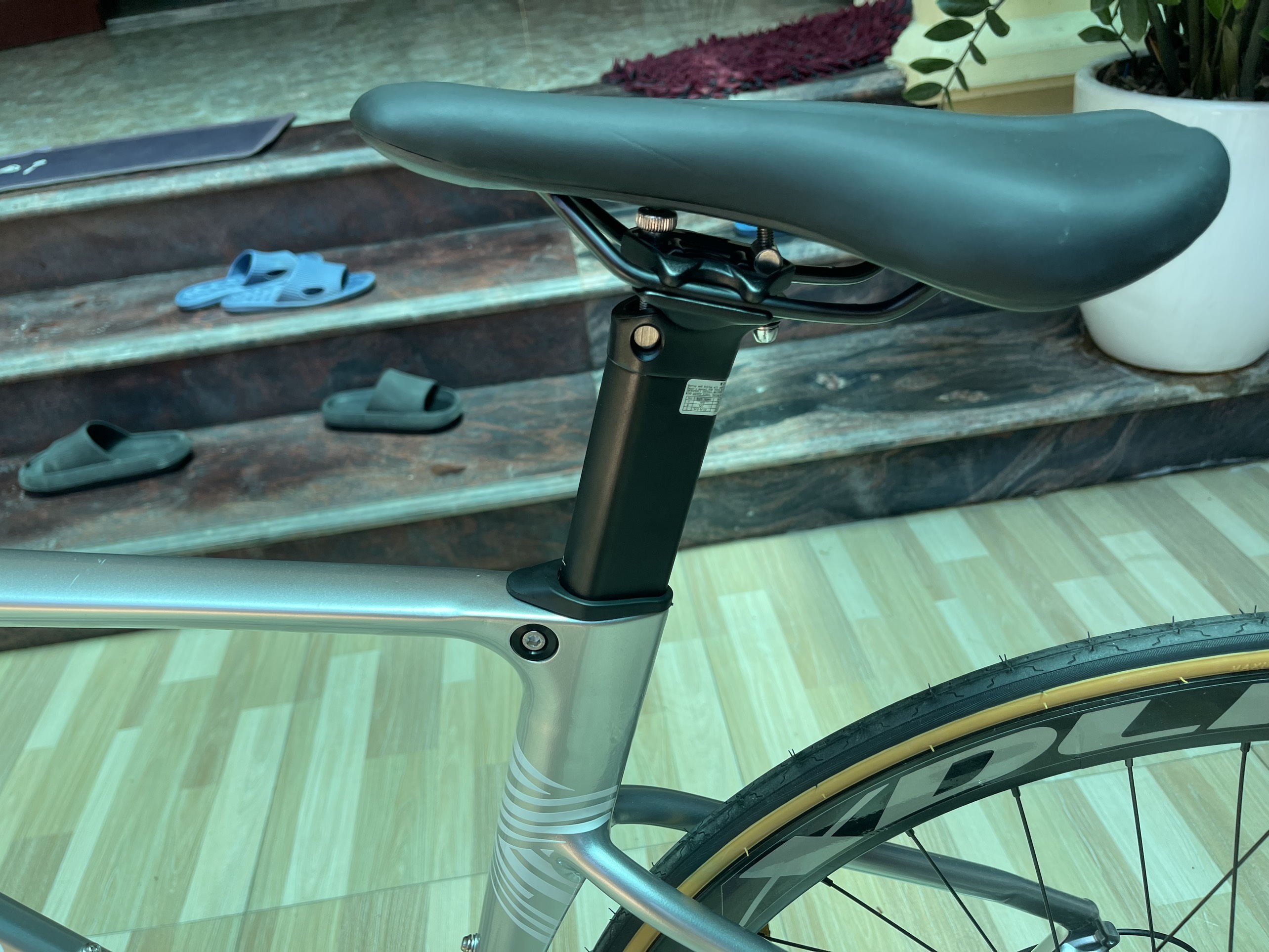 XE ĐẠP ROAD XDLIM AH18 - KHUNG NHÔM KHÔNG MỐI HÀN | Shopee Việt Nam