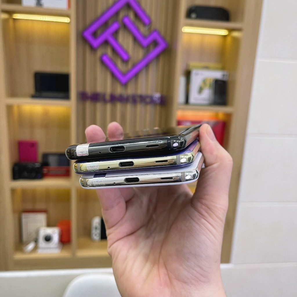 Điện thoại Sharp Aquos R (SHV39) Màn 2K - Snap 835 Ram 4G 64G | Shopee ...