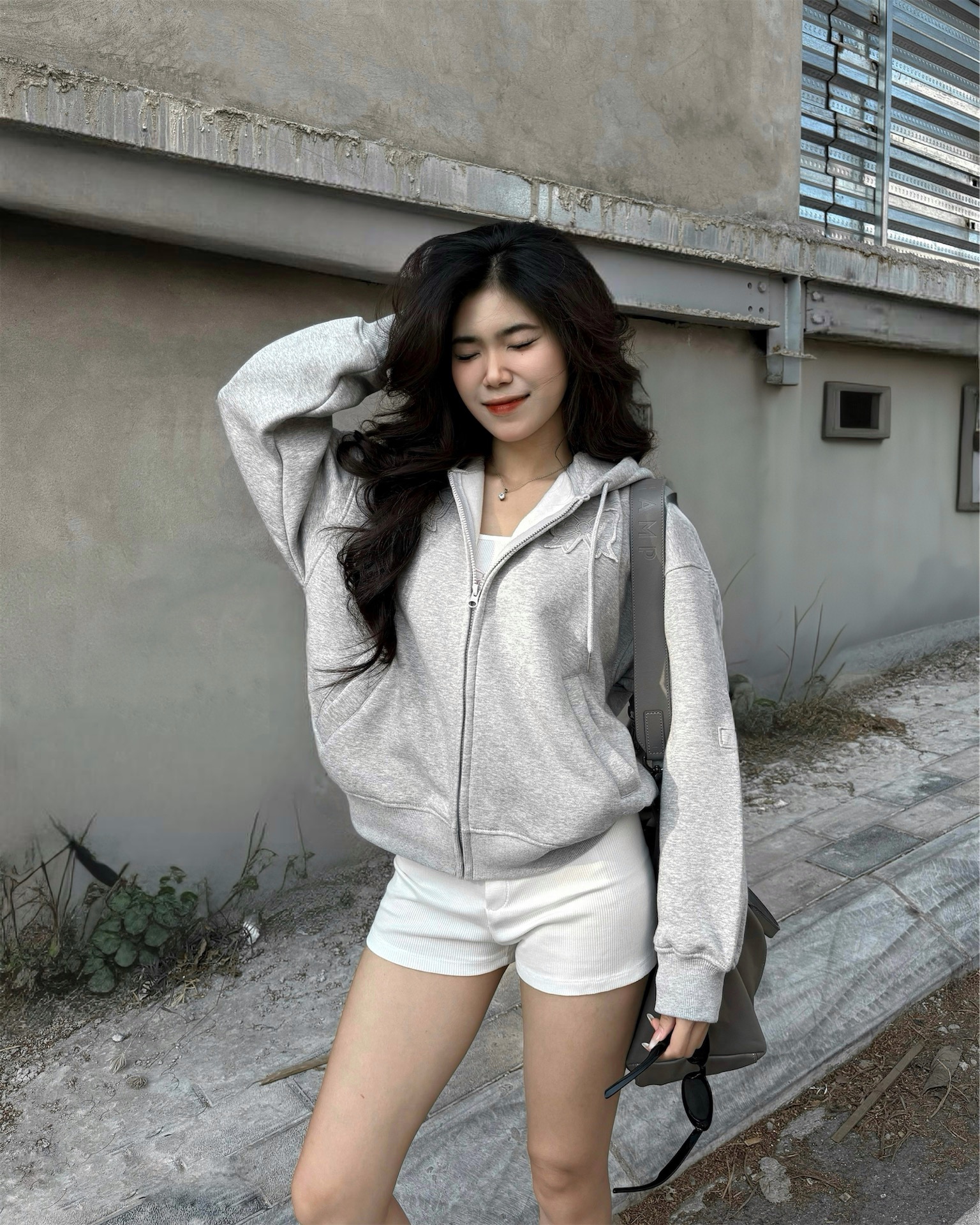 Áo Hoodie Zip CINDER Form Boxy Seraphic, Áo Hoodie Kéo Khoá Local Brand Chính Hãng | Shopee Việt Nam
