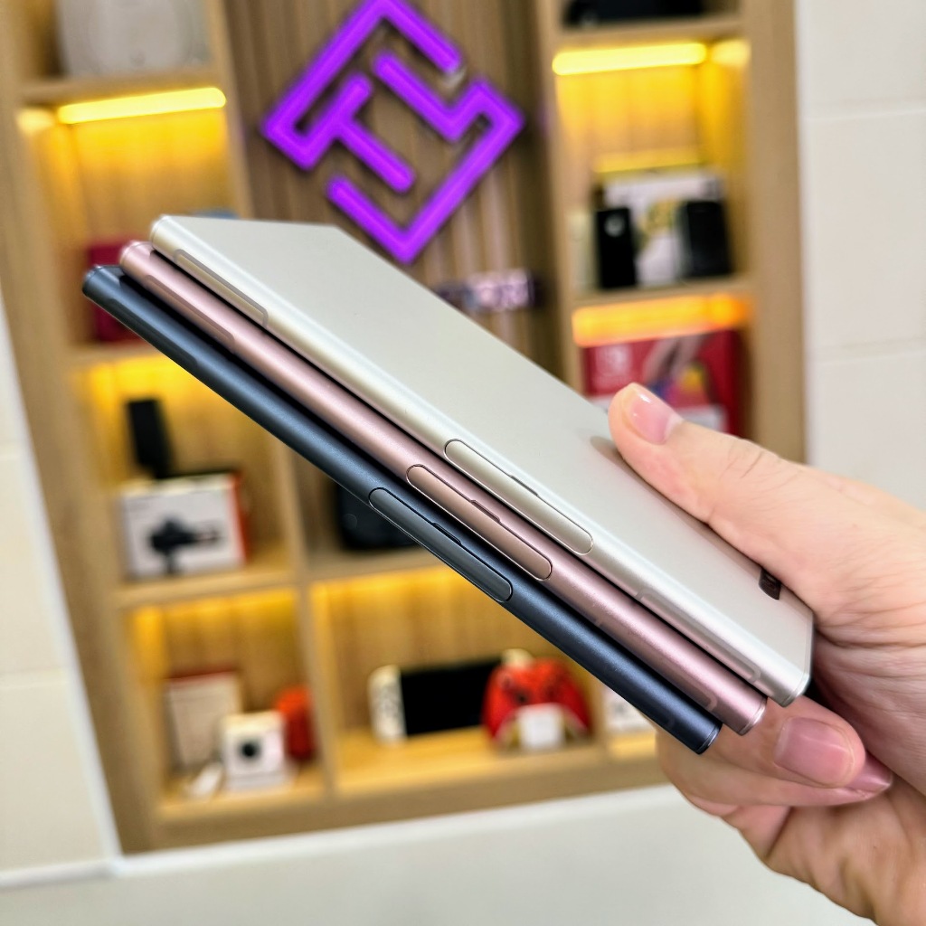 Điện thoại Sony Xperia XZ1 có bản 2 Sim Quốc tế - Snapdragon 835 ram 4G 64G | Shopee Việt Nam