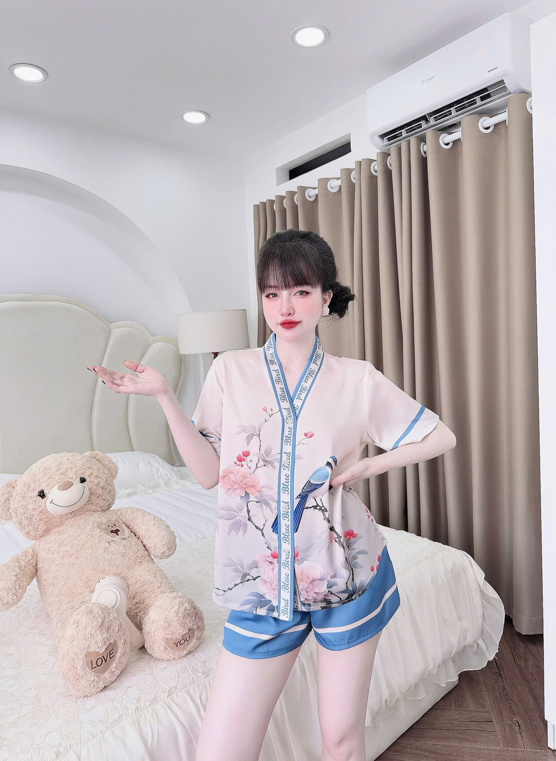 Bộ nữ ngắn Vy Linh chất liệu lụa latin cổ Y thoáng mát thấm hút mồ hôi ...