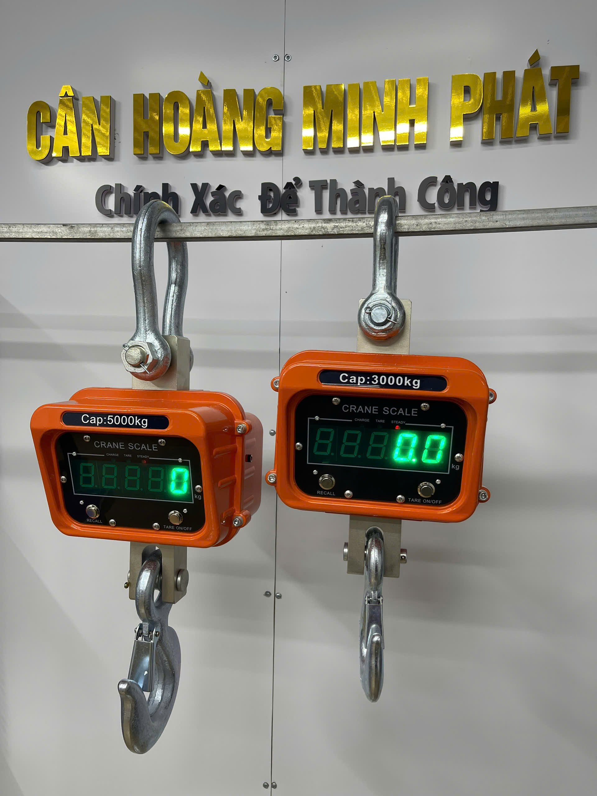 Cân điện tử móc cẩu OCS-XZ chính xác cao 3 TẤN - 5 TẤN. Led xanh. Cân treo dùng cho ngành công ...