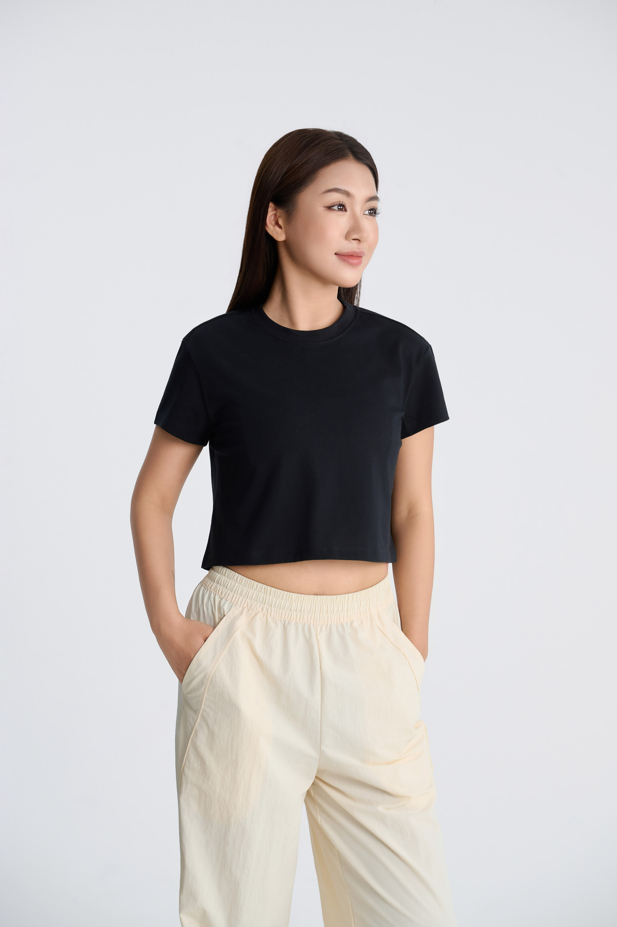Áo Croptop Nữ mặc hàng ngày Chất liệu Cotton Poly thoáng khí mềm mại co ...