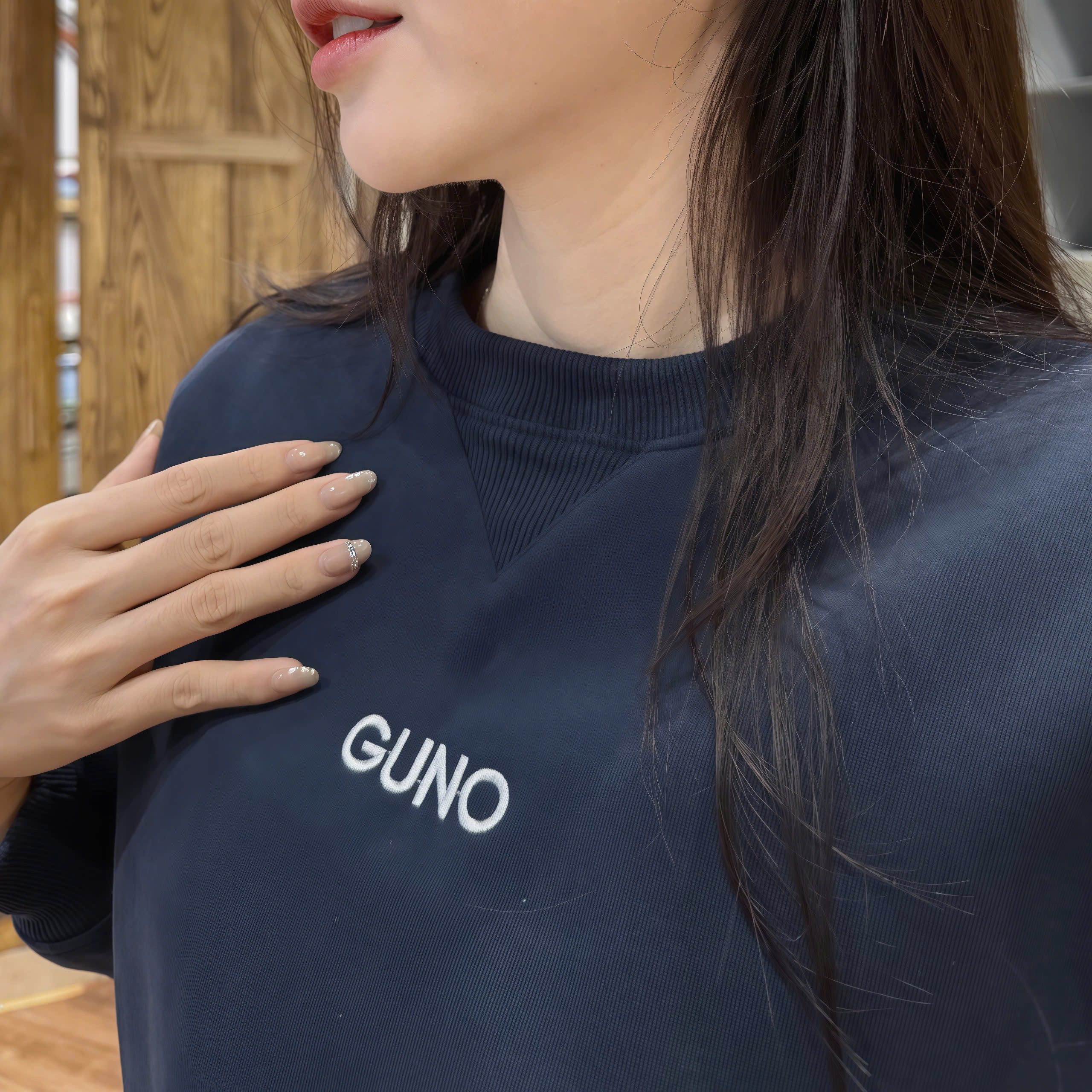 Bộ Quần Áo Nỉ Nam Nữ GUNO Cổ Tròn Logo Thêu Tay Kèm Quần Bo Gấu Set Bộ ...