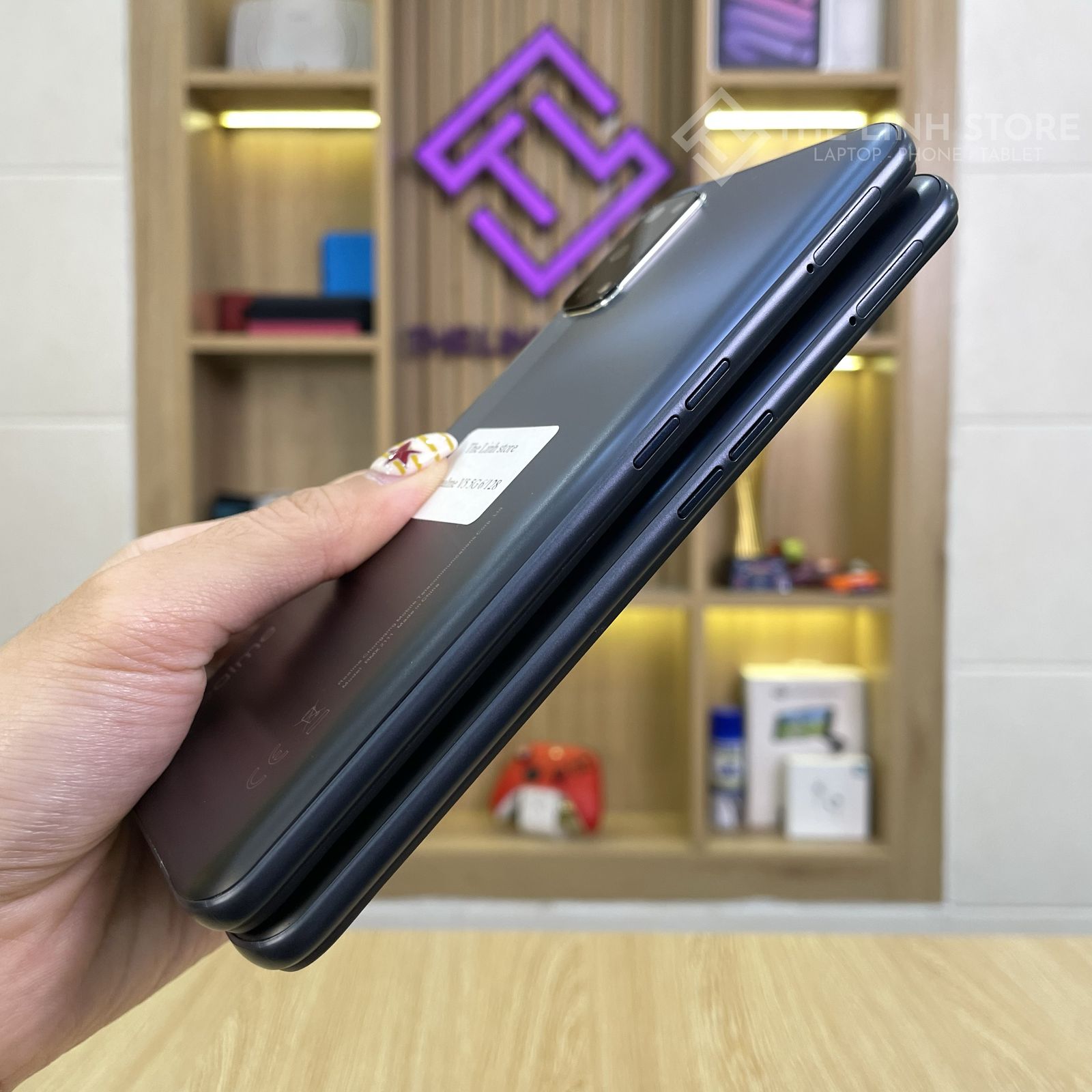 Điện thoại Realme V5 5G ram 8G 128G - Dimensity 720 màn IPS 90Hz | Shopee Việt Nam