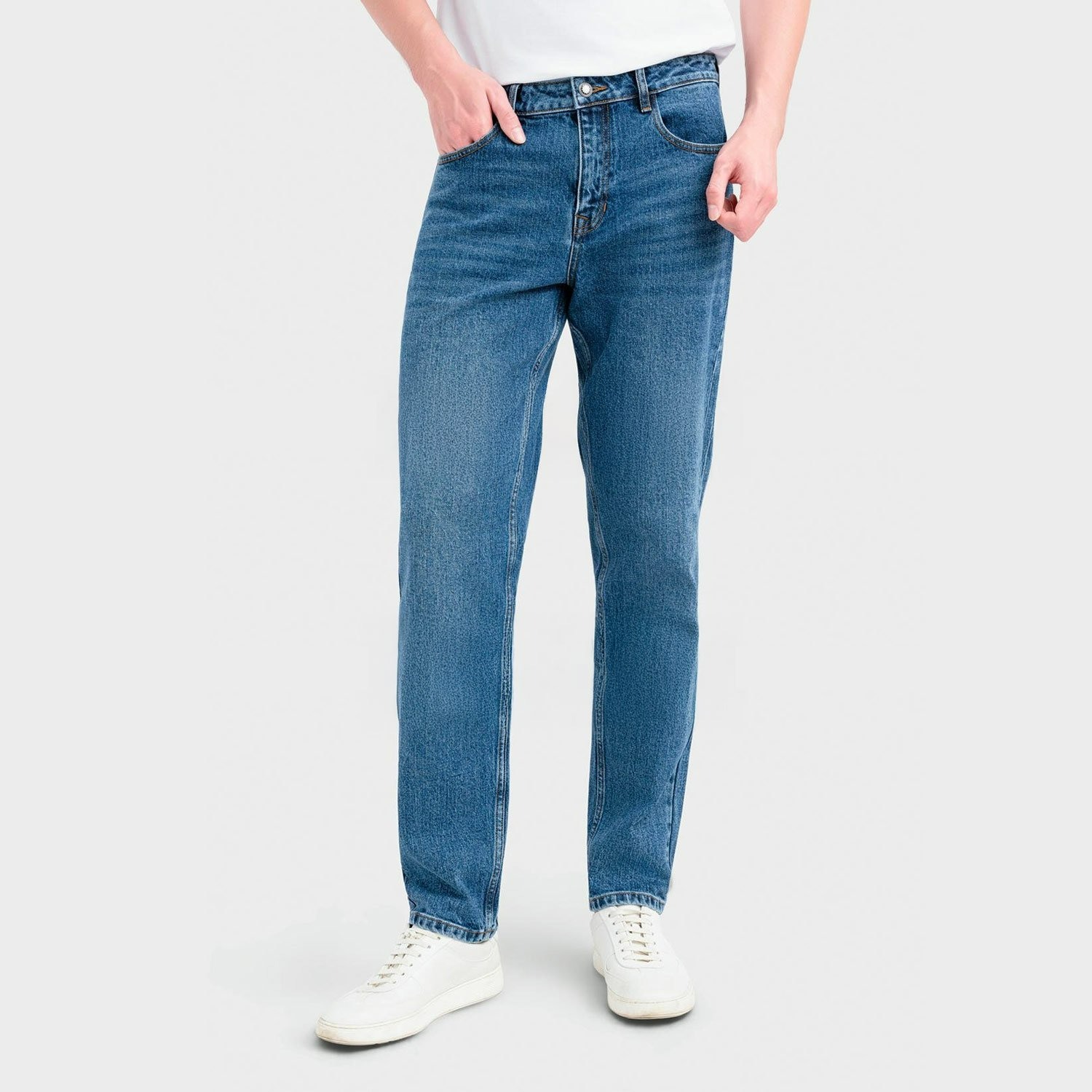 Quần Jeans Nam Aristino Regular Fit Màu Xanh Nhạt, Form Suông Chất ...