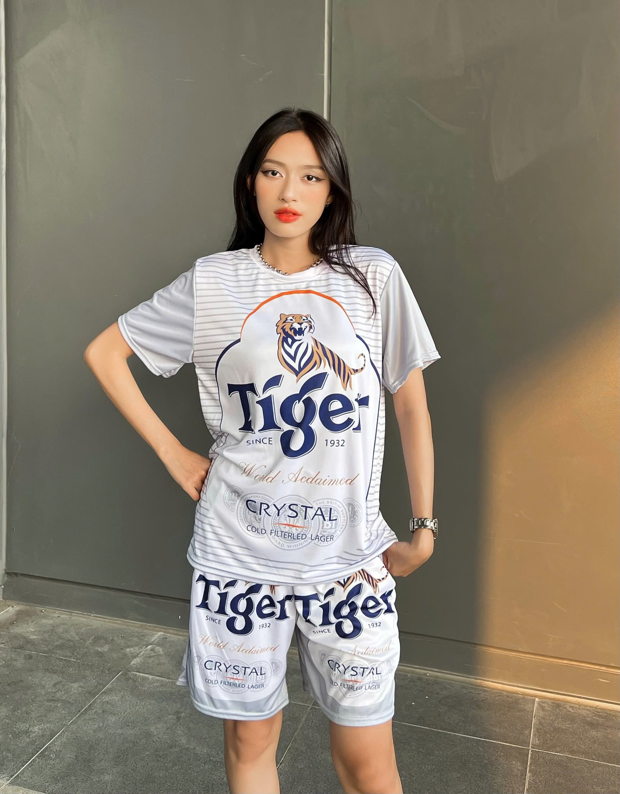 Bộ thể thao nam nữ TIGER BẠC áo tay ngắn quần short dáng rộng thời ...